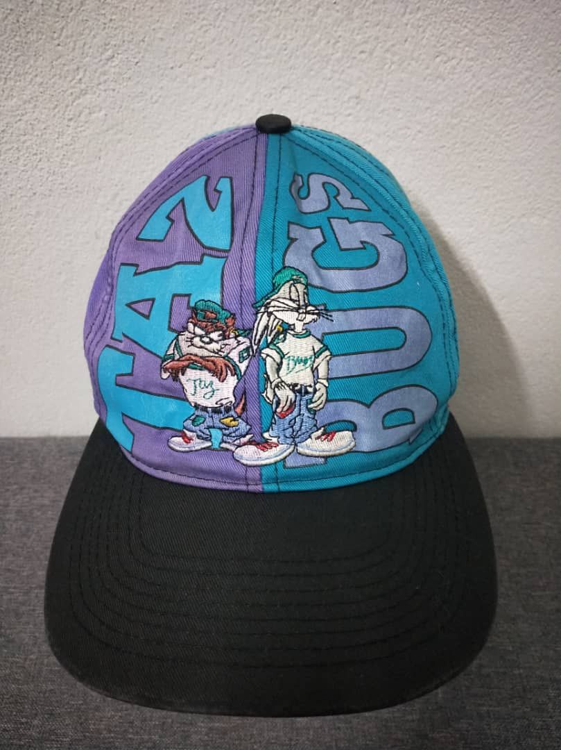 Cartoon Network × Vintage × Warner Bros GUAM Bugs bunny Tazmania Looney ...