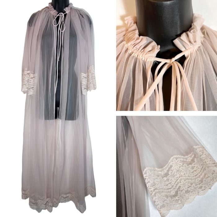 Vintage Vintage Sheer Robe Light Pink Peignoir Lace Trimmed Gilead ...