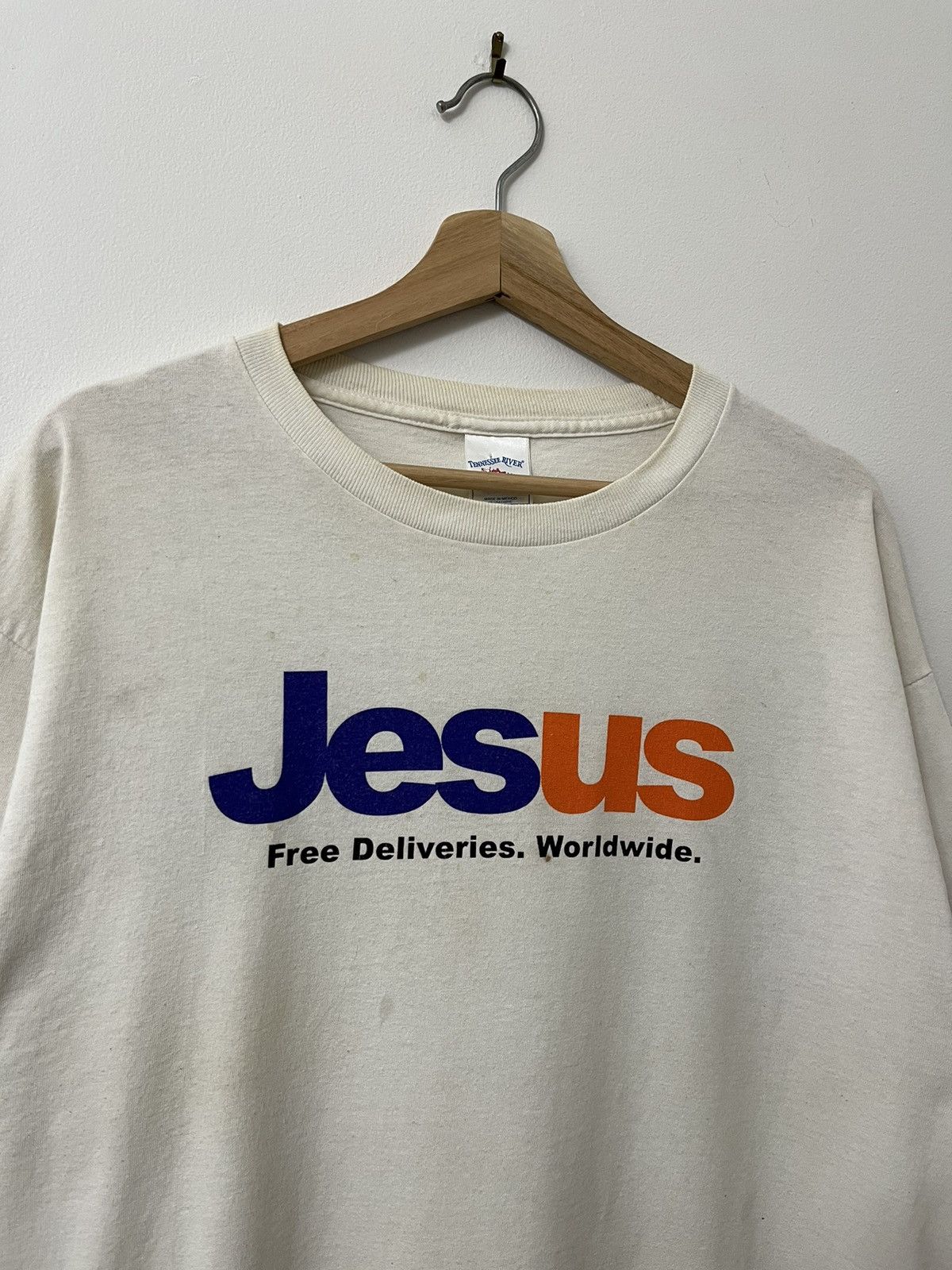 Hype × Streetwear × Vintage Bootleg Jesus “Fedex” T-Shirt | Grailed