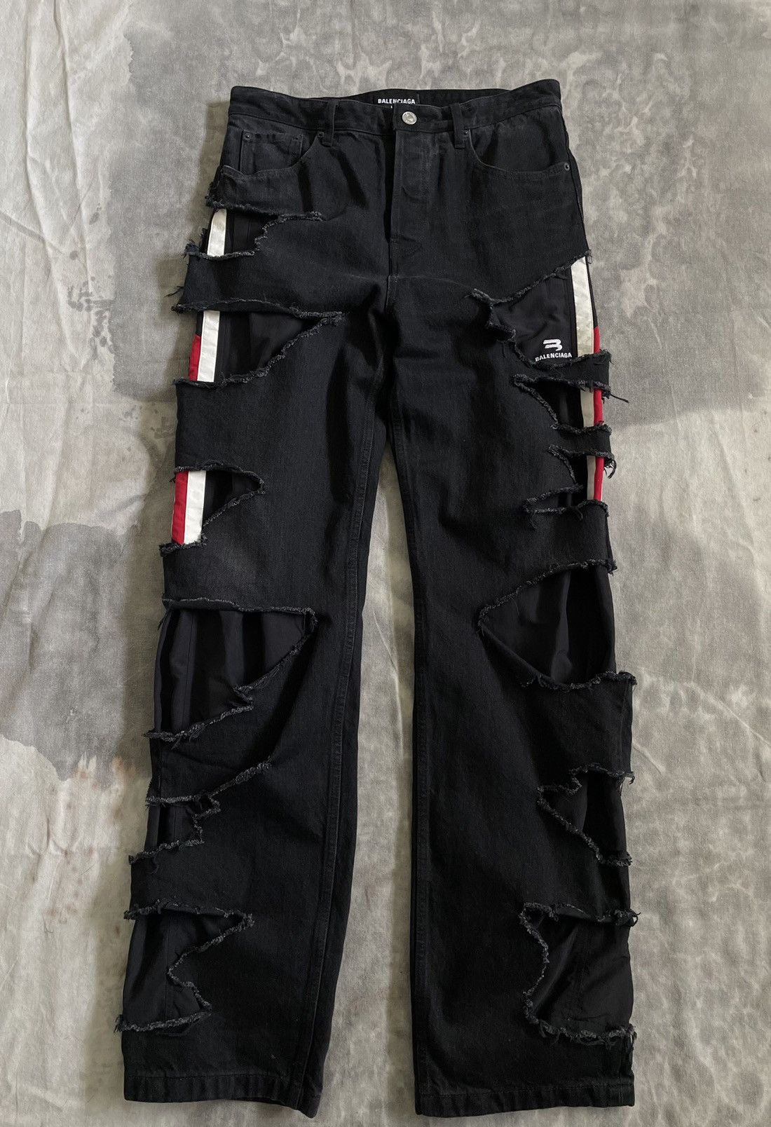Balenciaga Balenciaga Slashed Distressed denim size Small | Grailed