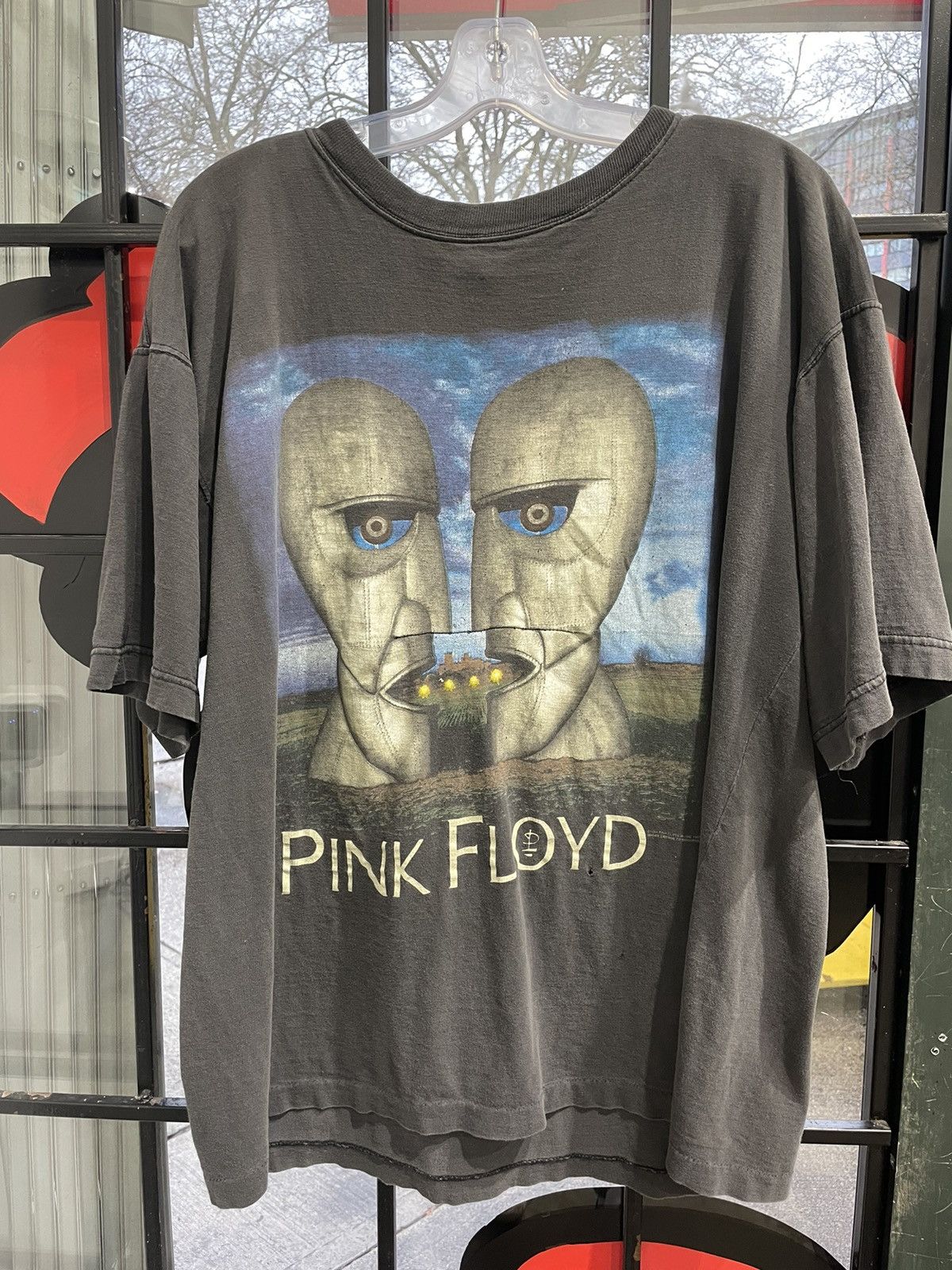 Pink Floyd × Vintage 1994 Pink Floyd Division Bell Faded Distressed ...