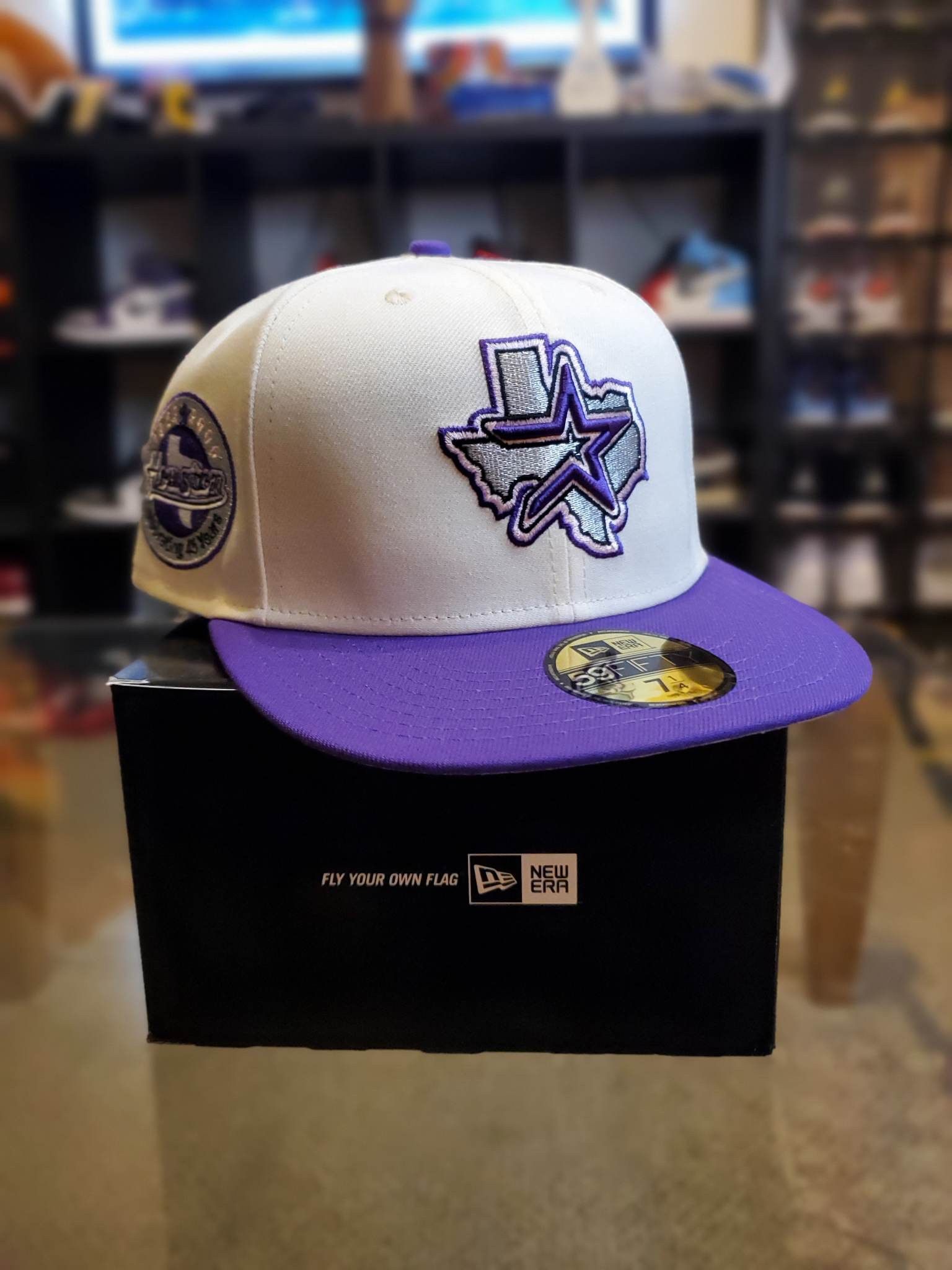 New Era 7 1/4 - Houston Astros Famefitted Selena exclusive | Grailed