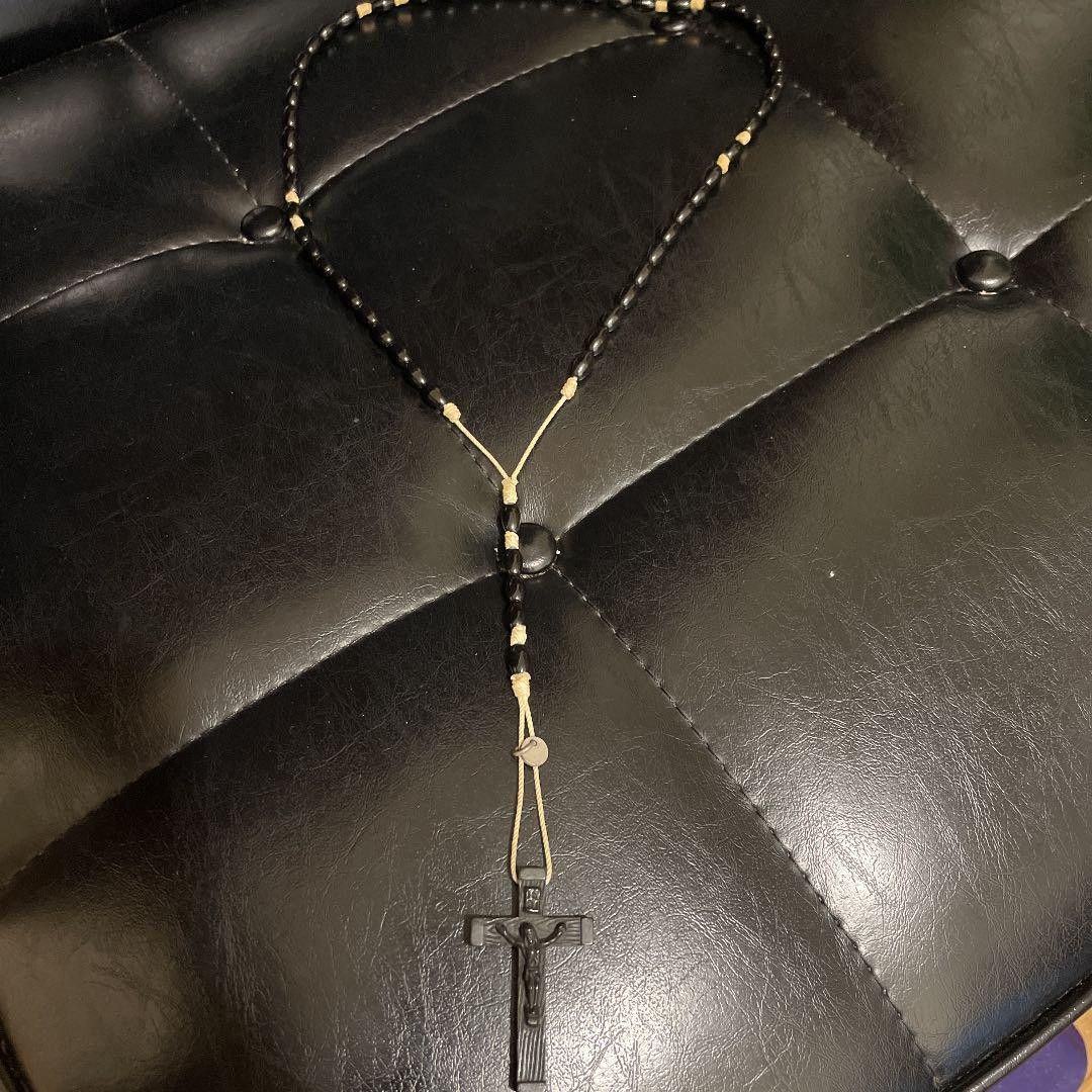 Undercover UNDERCOVER Cross Rosary Beads Necklace Black | Grailed
