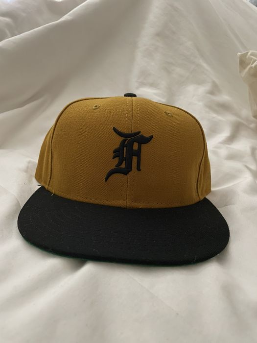 Fear of God Fear of God - New Era Fitted Cap - Vintage Gold | Grailed