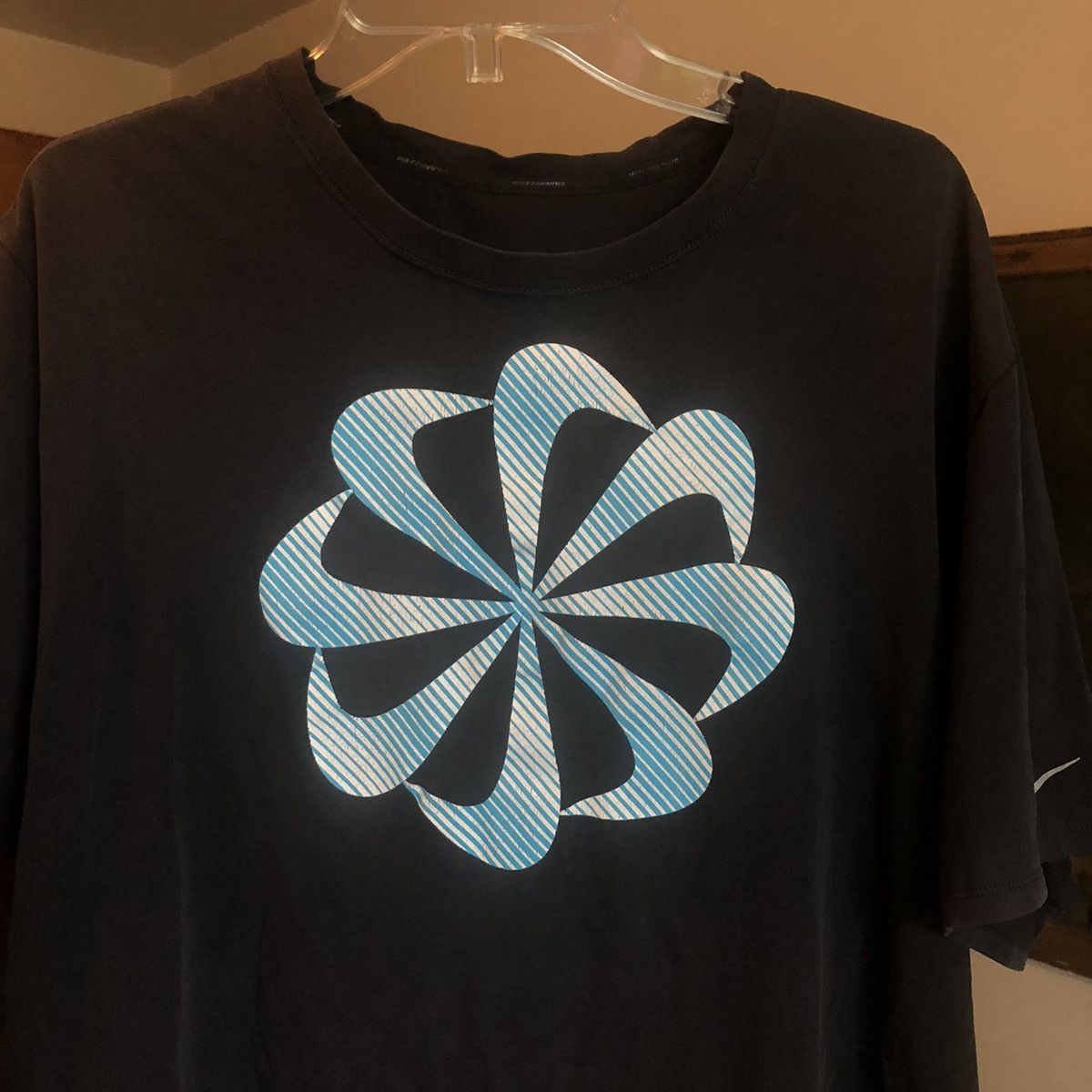 Nike × Streetwear × Vintage Vintage Nike Pinwheel Logo Swoosh Running ...