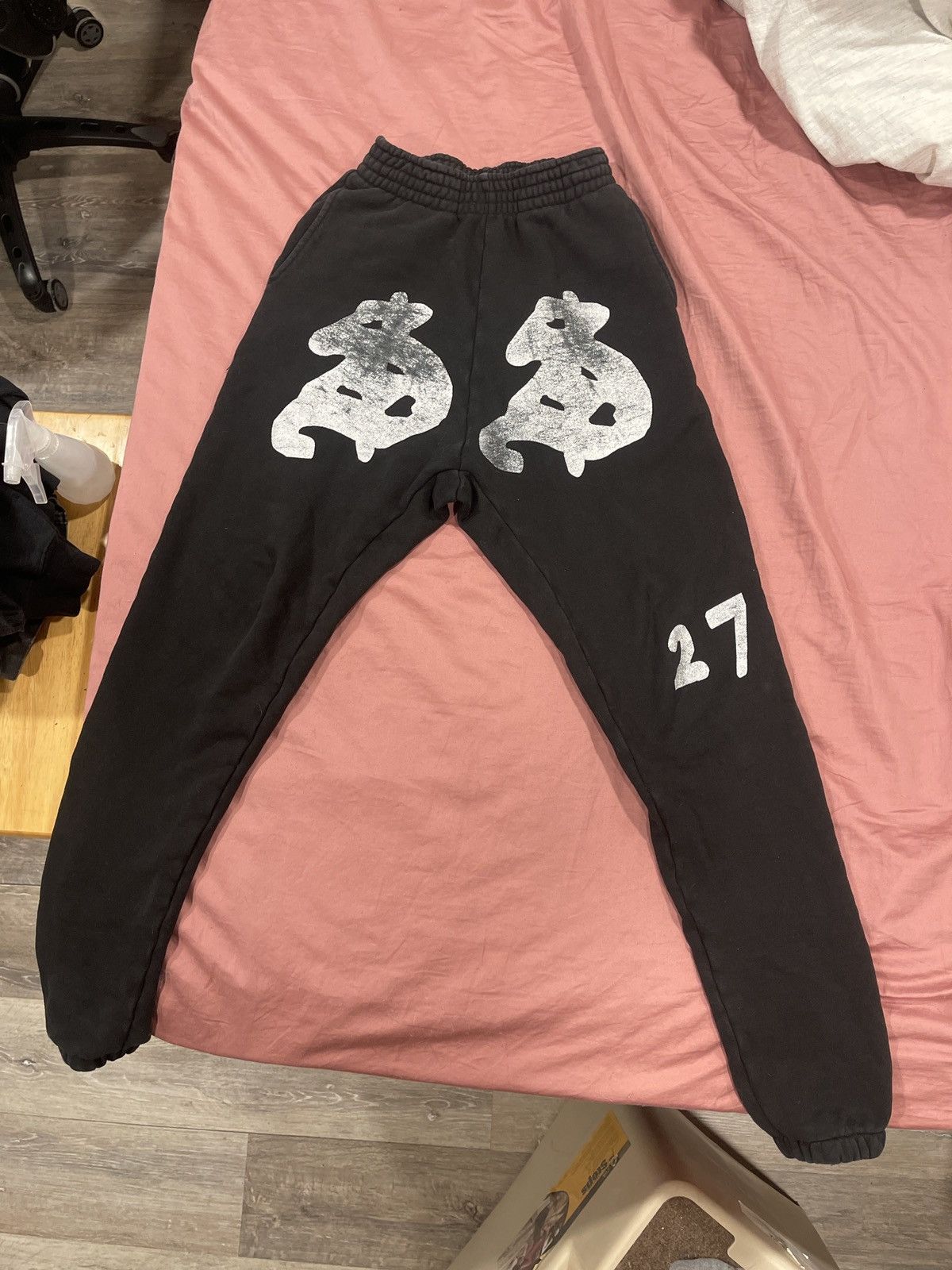 Streetwear two seven saudi sweats | Grailed