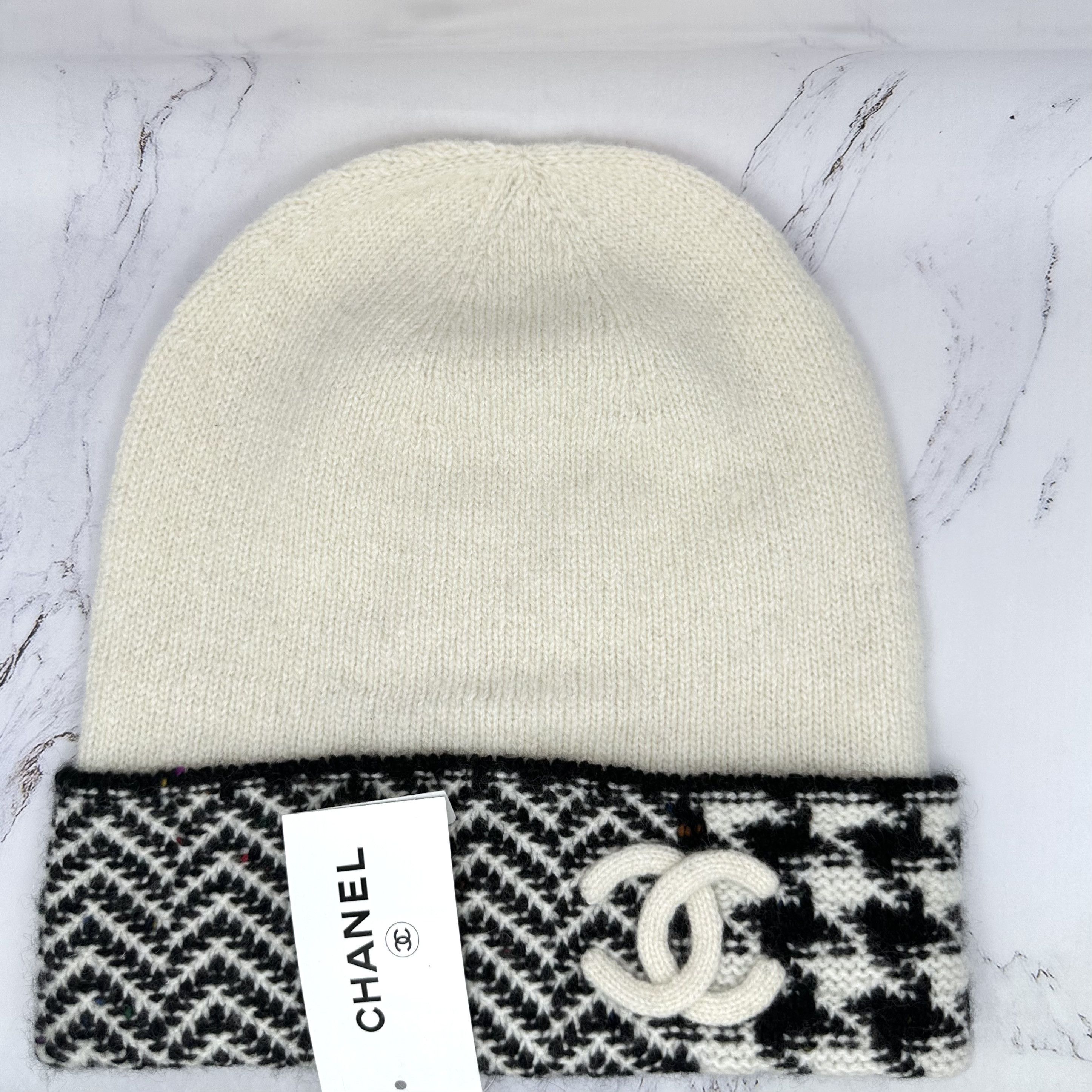 Chanel Chanel Beanie Hat CC Logo | Grailed