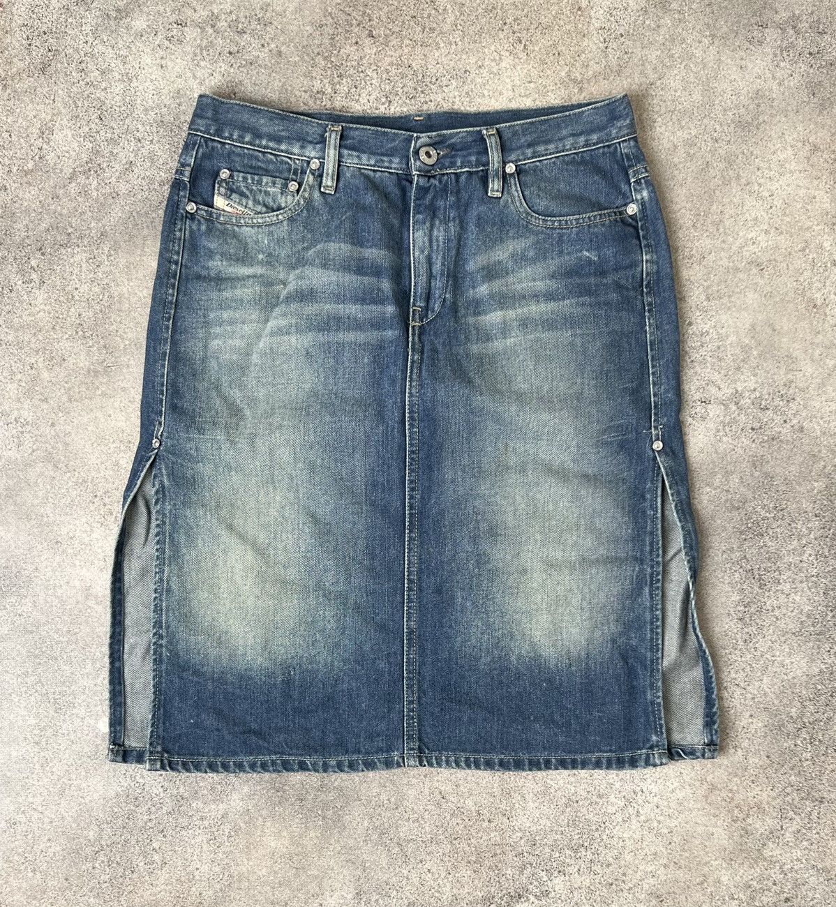 Diesel × Streetwear × Vintage Diesel vintage washed basic side cut ...