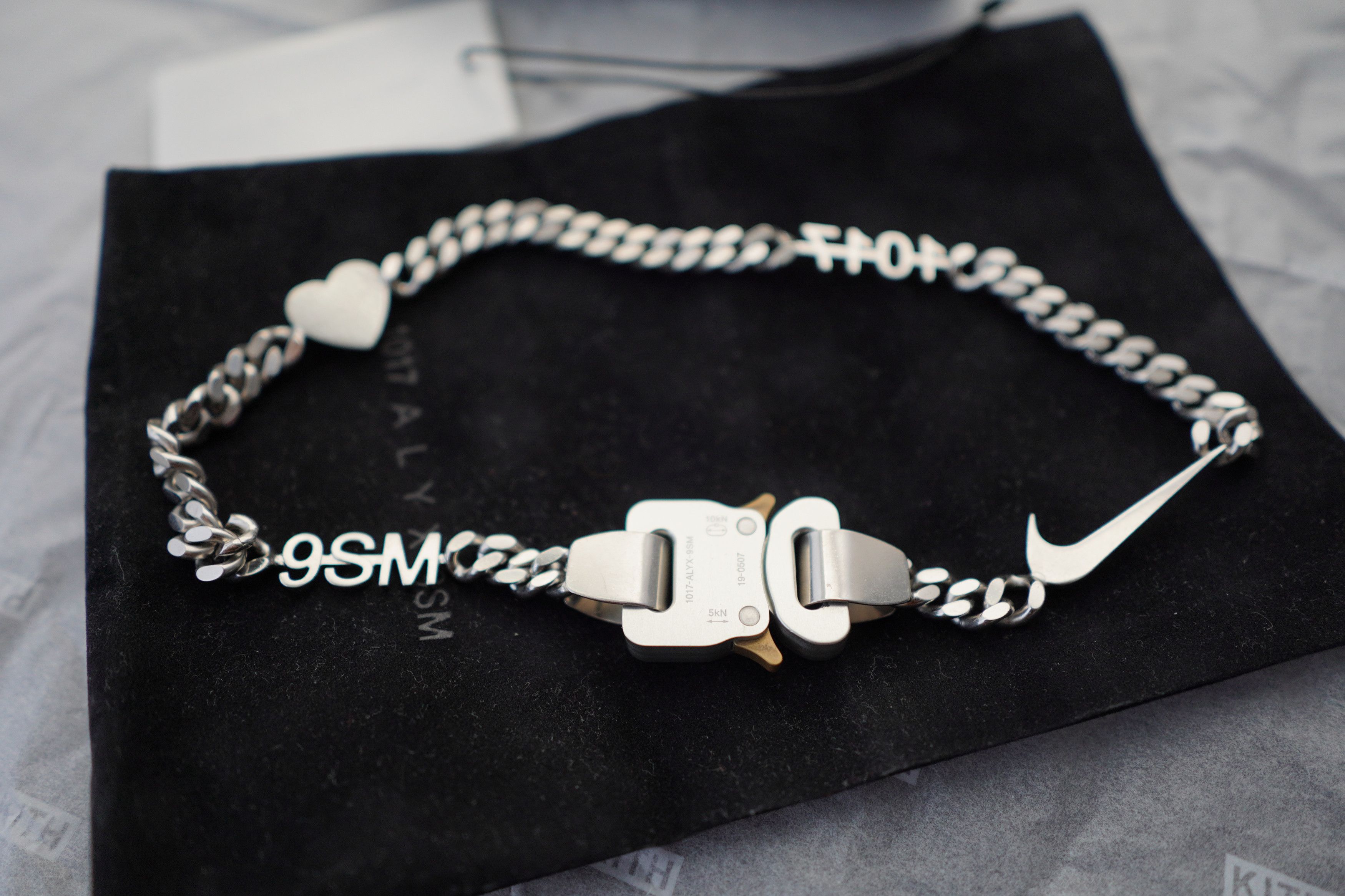 Nike ALYX HERO CHAIN 002 BUCKLE Necklace with Nike Heart 1017 9SM | Grailed