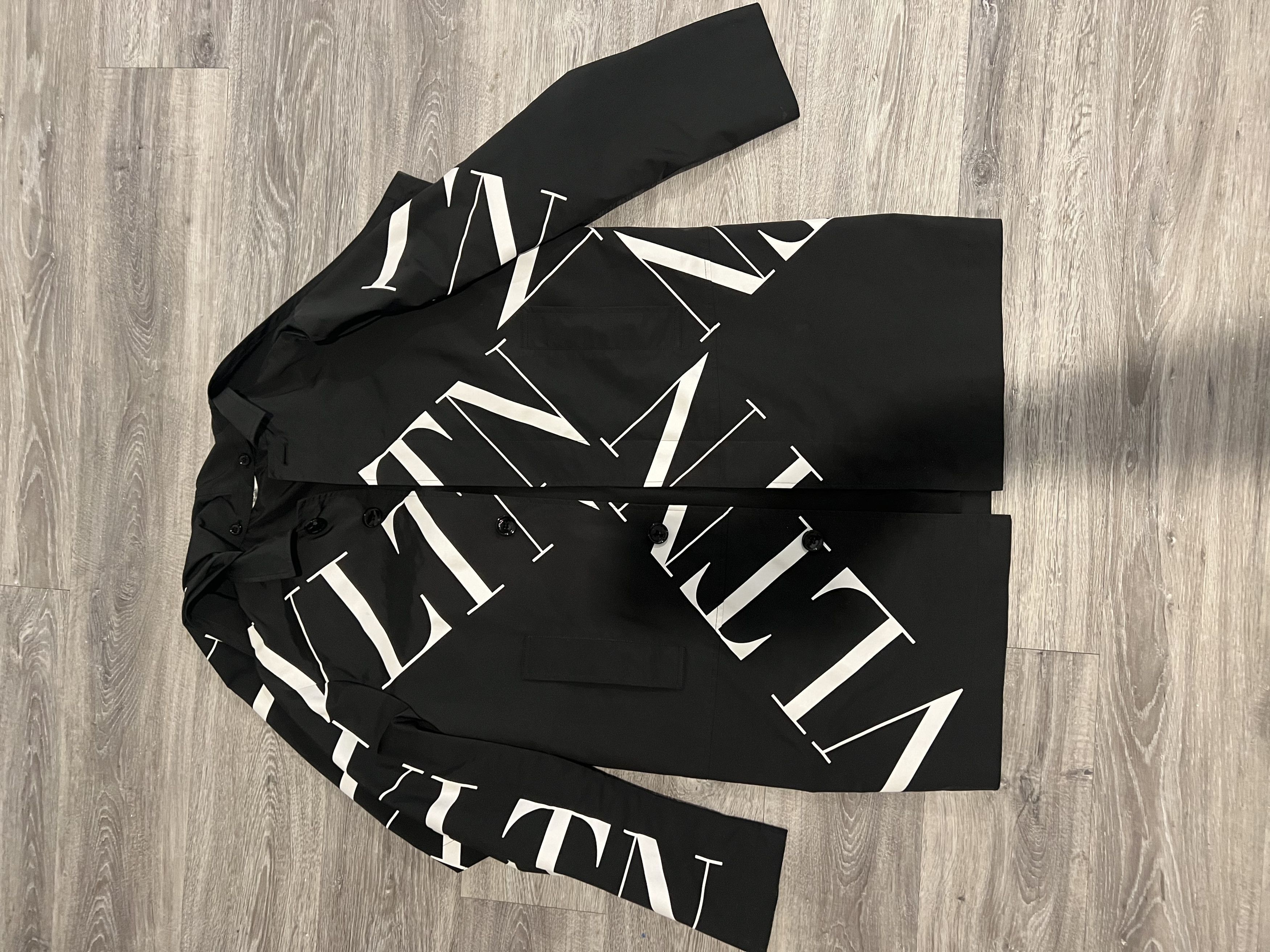 Valentino VLTN logo jacket | Grailed