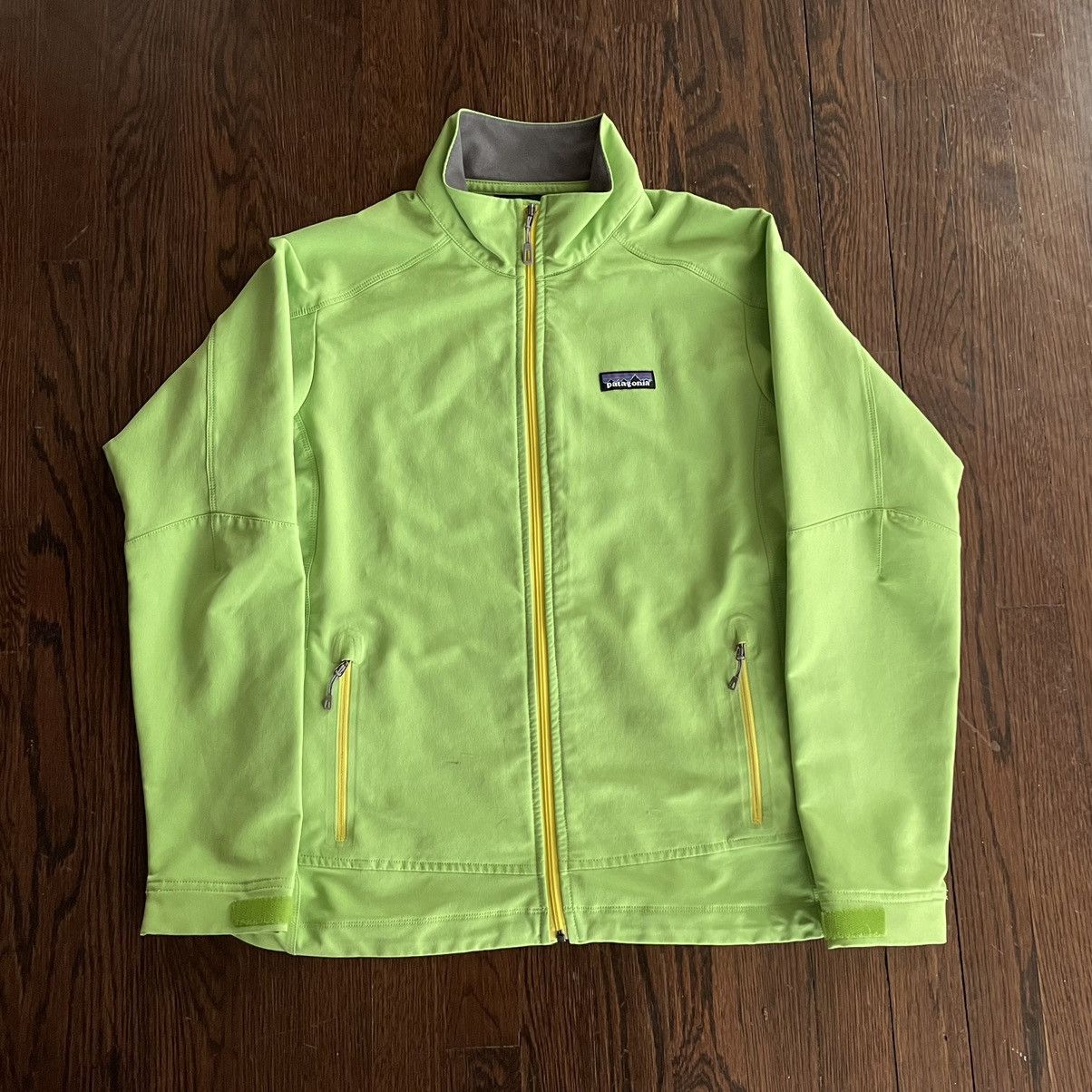 Patagonia × Vintage Patagonia soft shell running jacket lime green ...