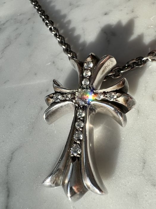 Chrome Hearts 23k$ Chrome Hearts pave diamond cross pendant + bs fleur ...
