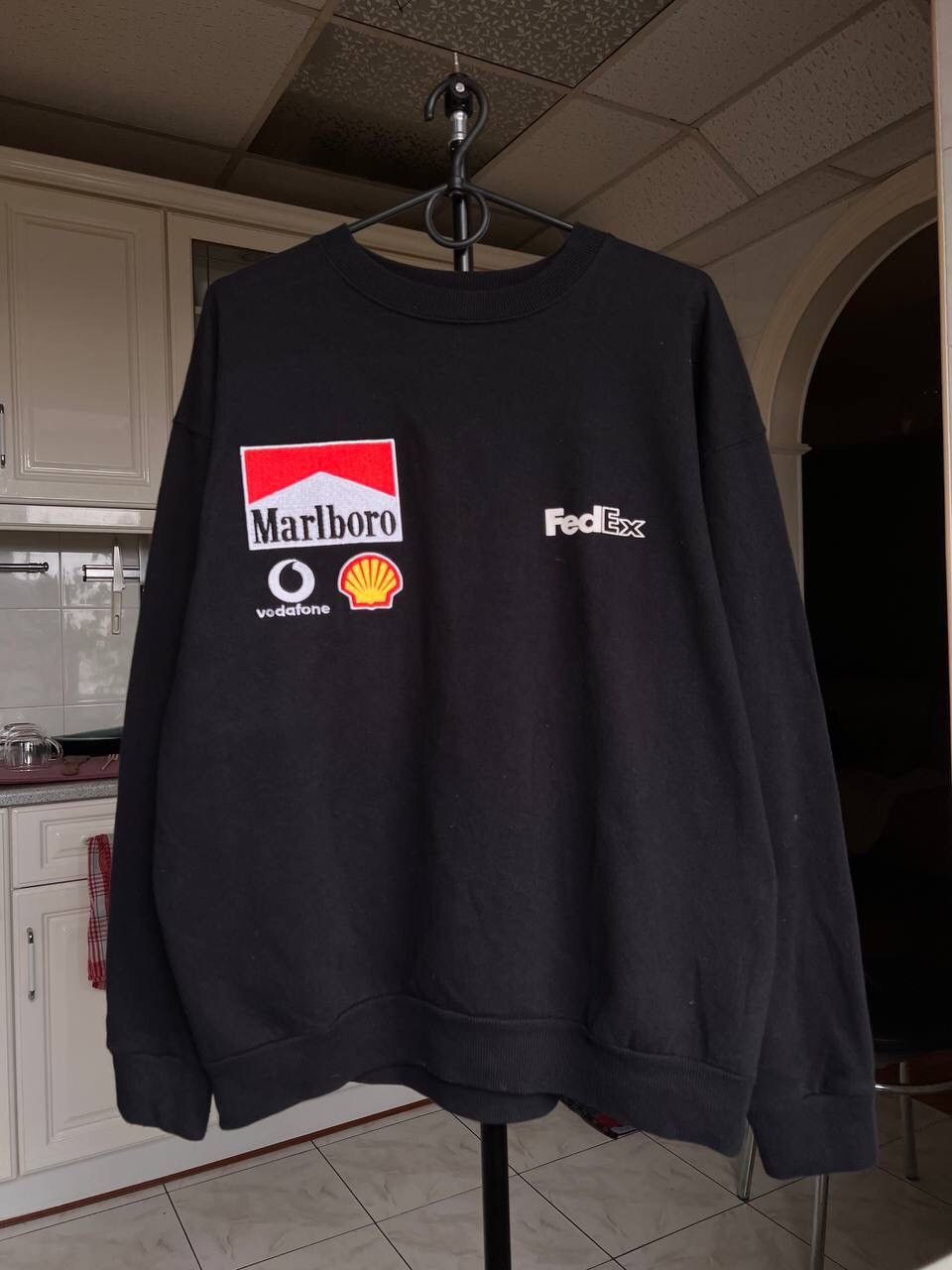 Ferrari × Marlboro Ferrari F1 Marlboro FedEx Shell Vodafone Vintage ...