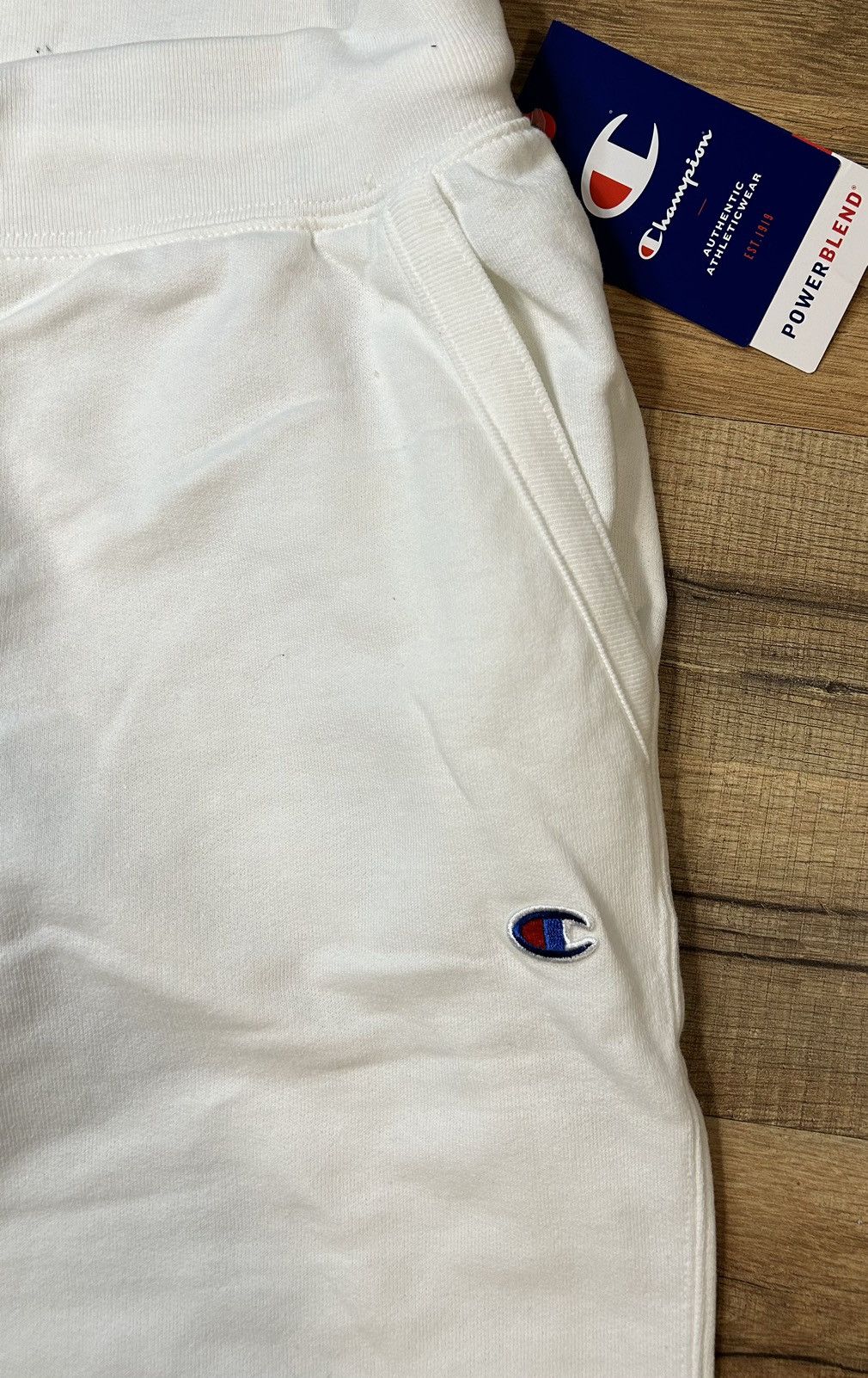 Champion Champion Reverse Weave Stitch Logo white powerblend joggers ...