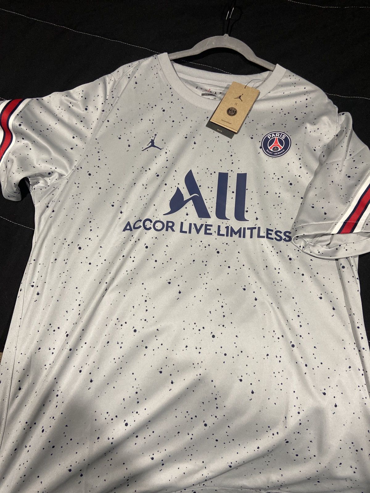 Jordan Brand PSG x JORDAN 4th KIT RARE | Grailed