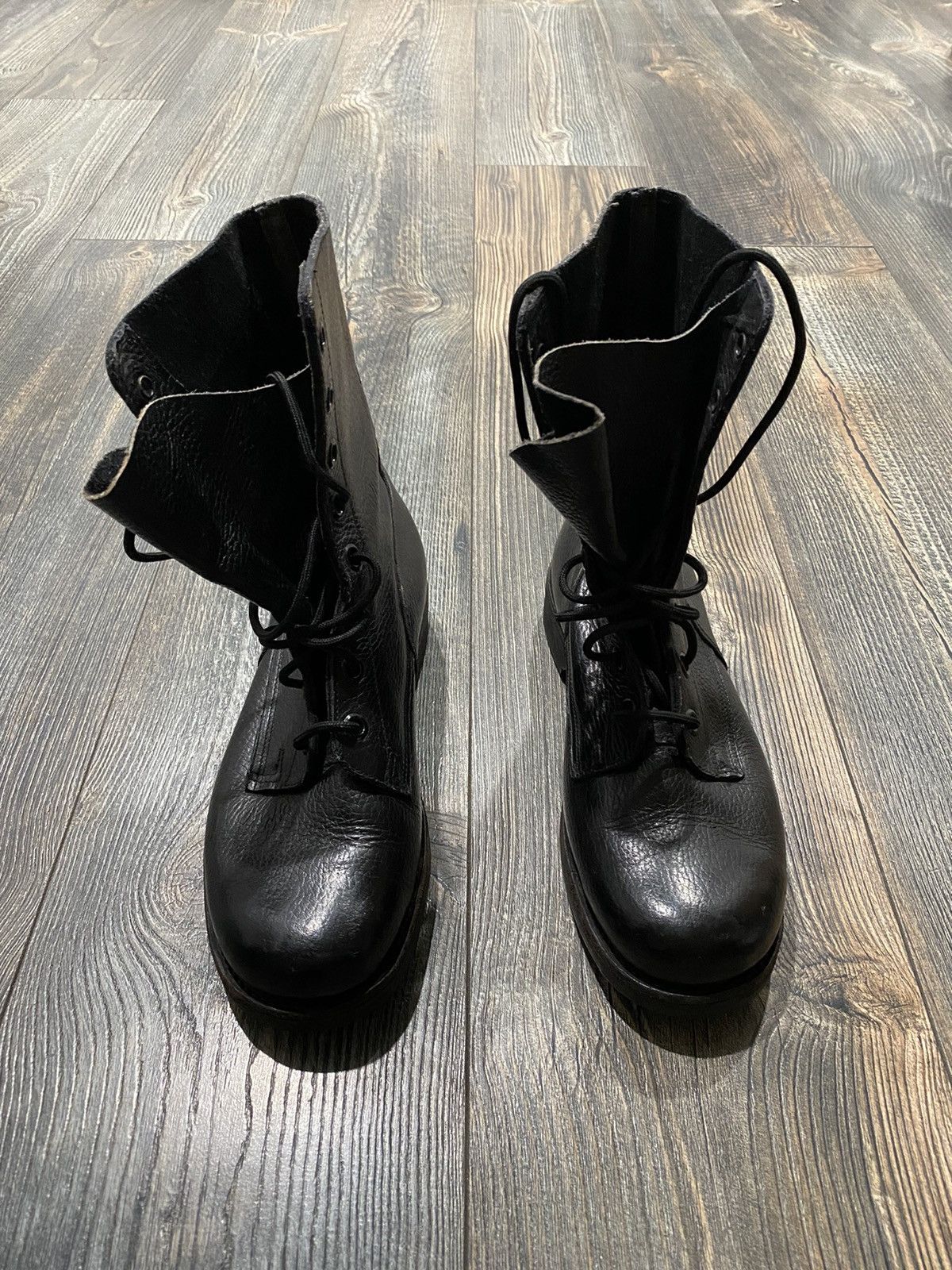 Military 1990s Military combat boots | Grailed