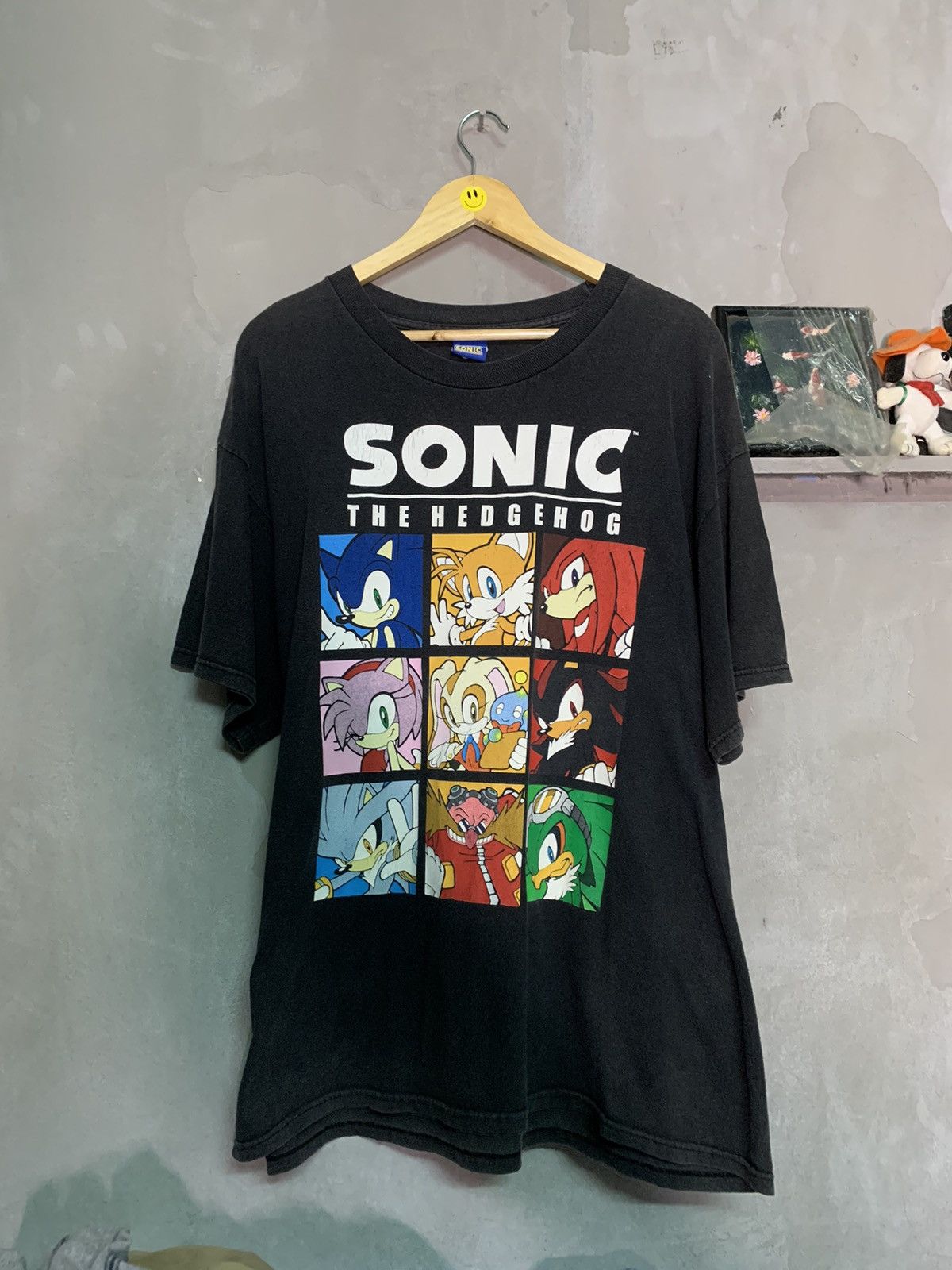 Vintage Vintage Y2K Sonic The Hedgehog Characters T Shirt | Grailed
