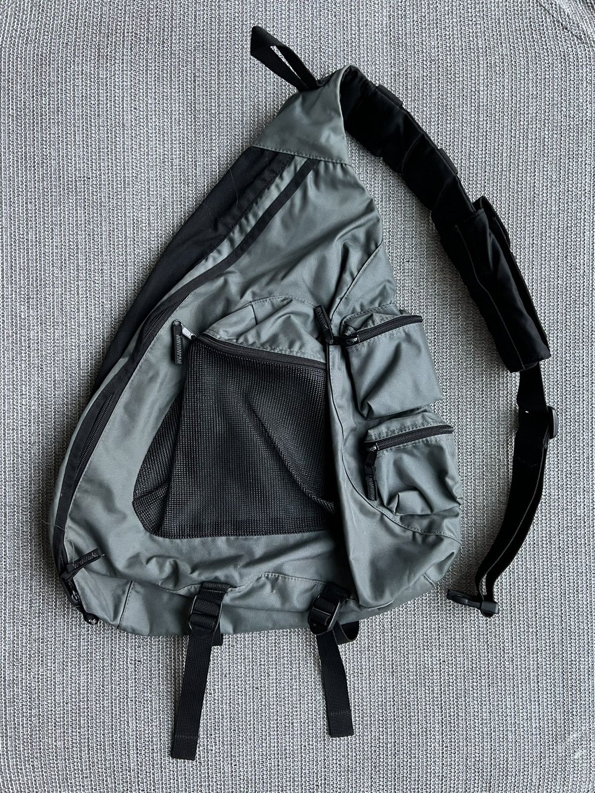 Gap × Streetwear × Vintage Vintage Gap Crossbody Sling bag backpack ...