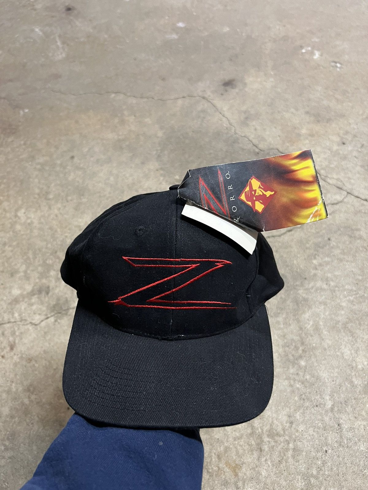 Movie × Vintage Vintage 1998 Deadstock The Legend of Zorro Hat | Grailed