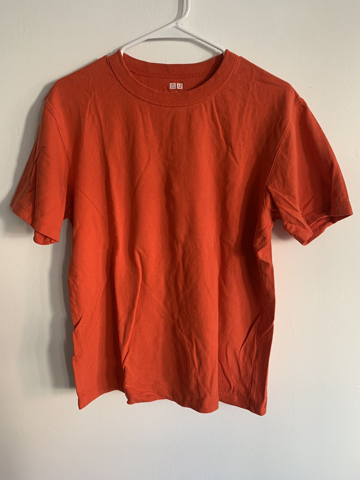 Uniqlo Uniqlo U T-Shirt - Orange | Grailed