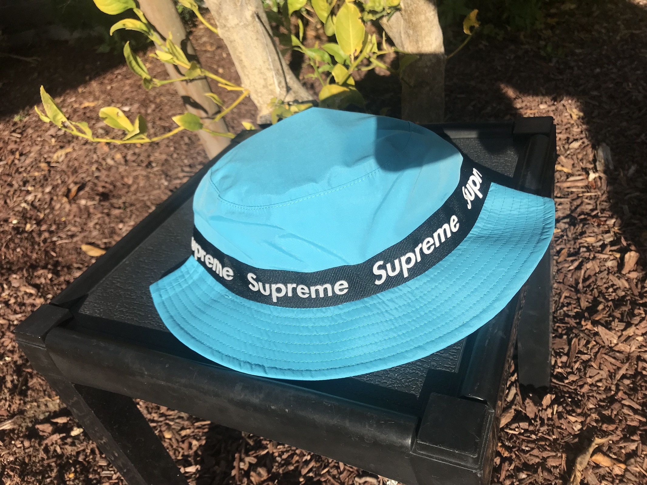 Supreme Supreme Bucket Hat | Grailed