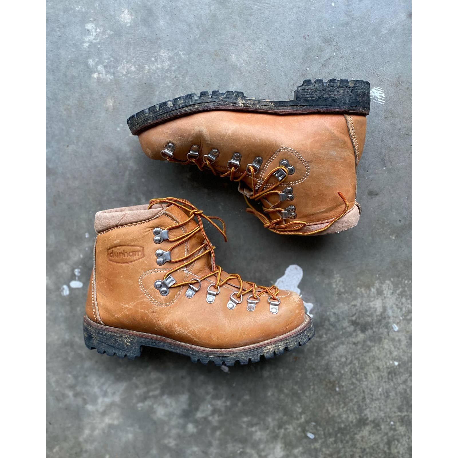 Vintage 1980s Dunham Hiking Boots (7) | Grailed