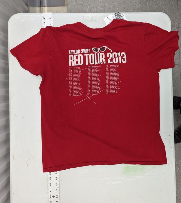 Vintage Taylor Swift Red Tour 2013 Merch Tee | Grailed