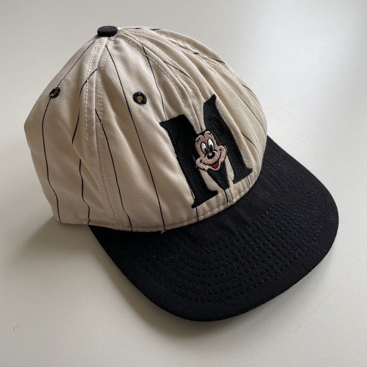 Mickey Mouse × Vintage Vintage 90s Mickey Mouse embroidered Disney ...