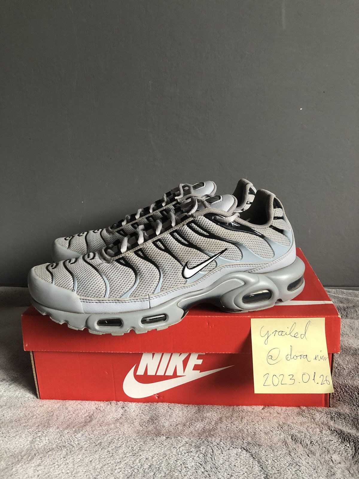 Nike Nike Air Max Plus TN Wolf Grey (2018) 852630–021 | Grailed