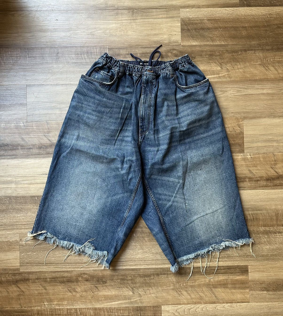 Balenciaga Balenciaga mega jorts | Grailed