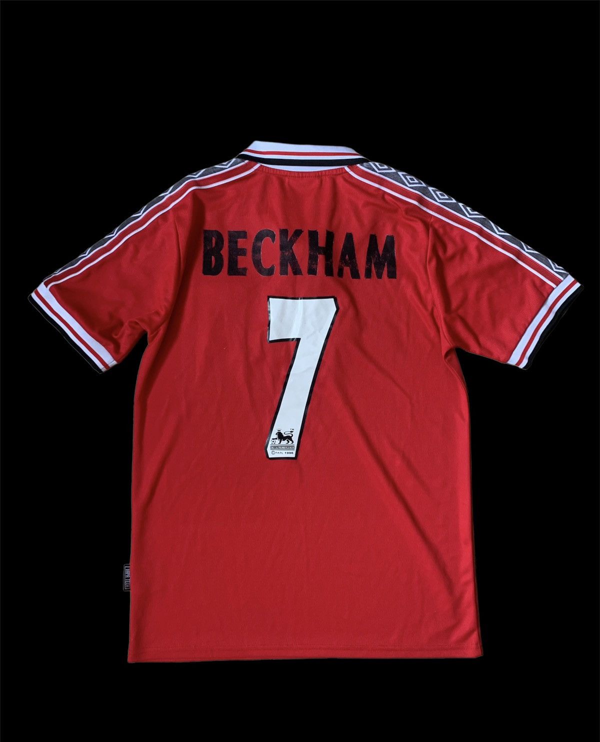 Vintage 1998 #7 David Beckham Umbro rare Manchester United jersey | Grailed
