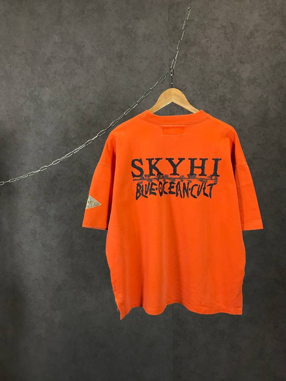 Art × Streetwear × Vintage Wave Skyhi Division art vintage big logo 3/4 ...