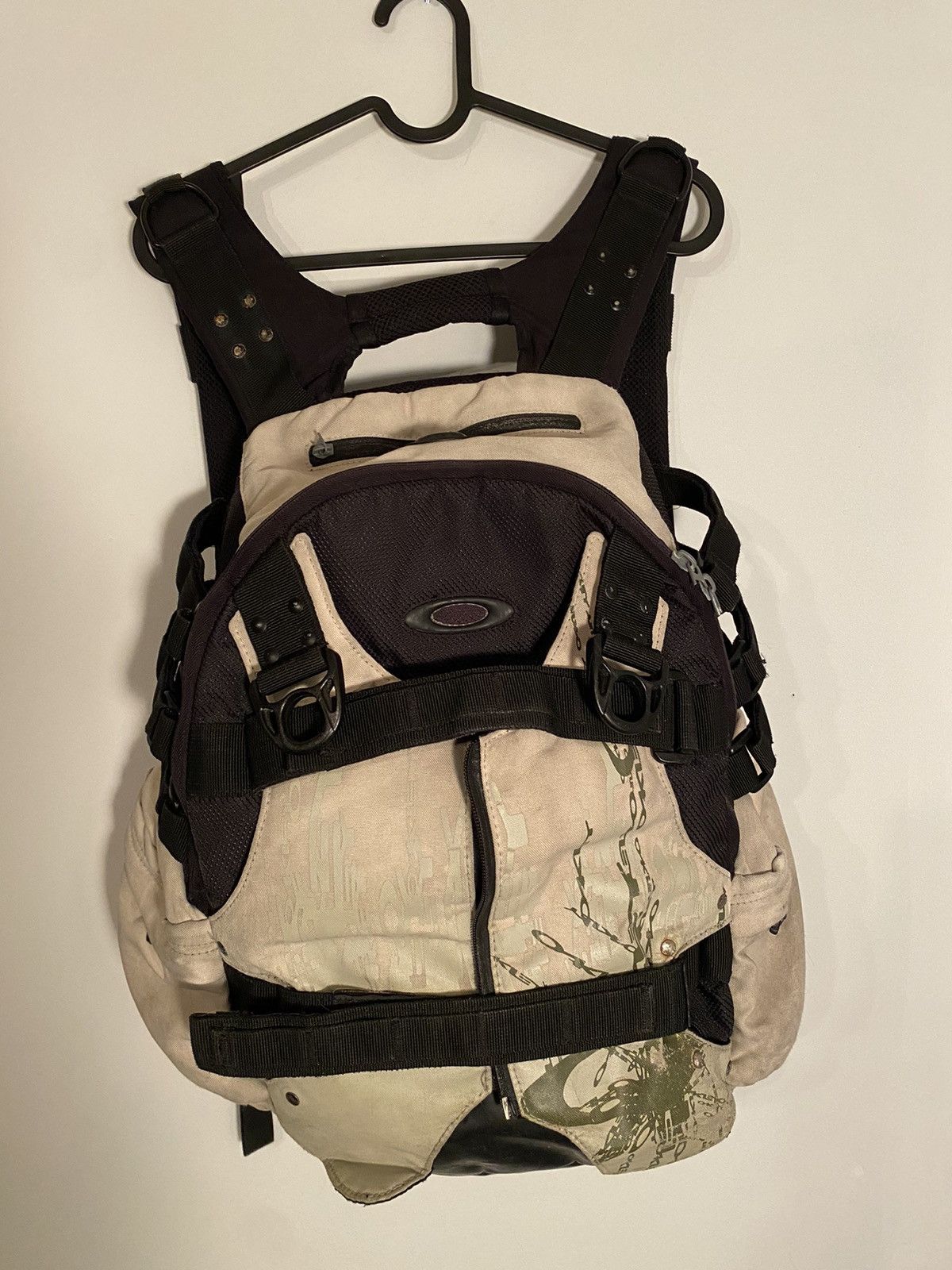 Oakley × Vintage Rare vintage oakley backpack | Grailed