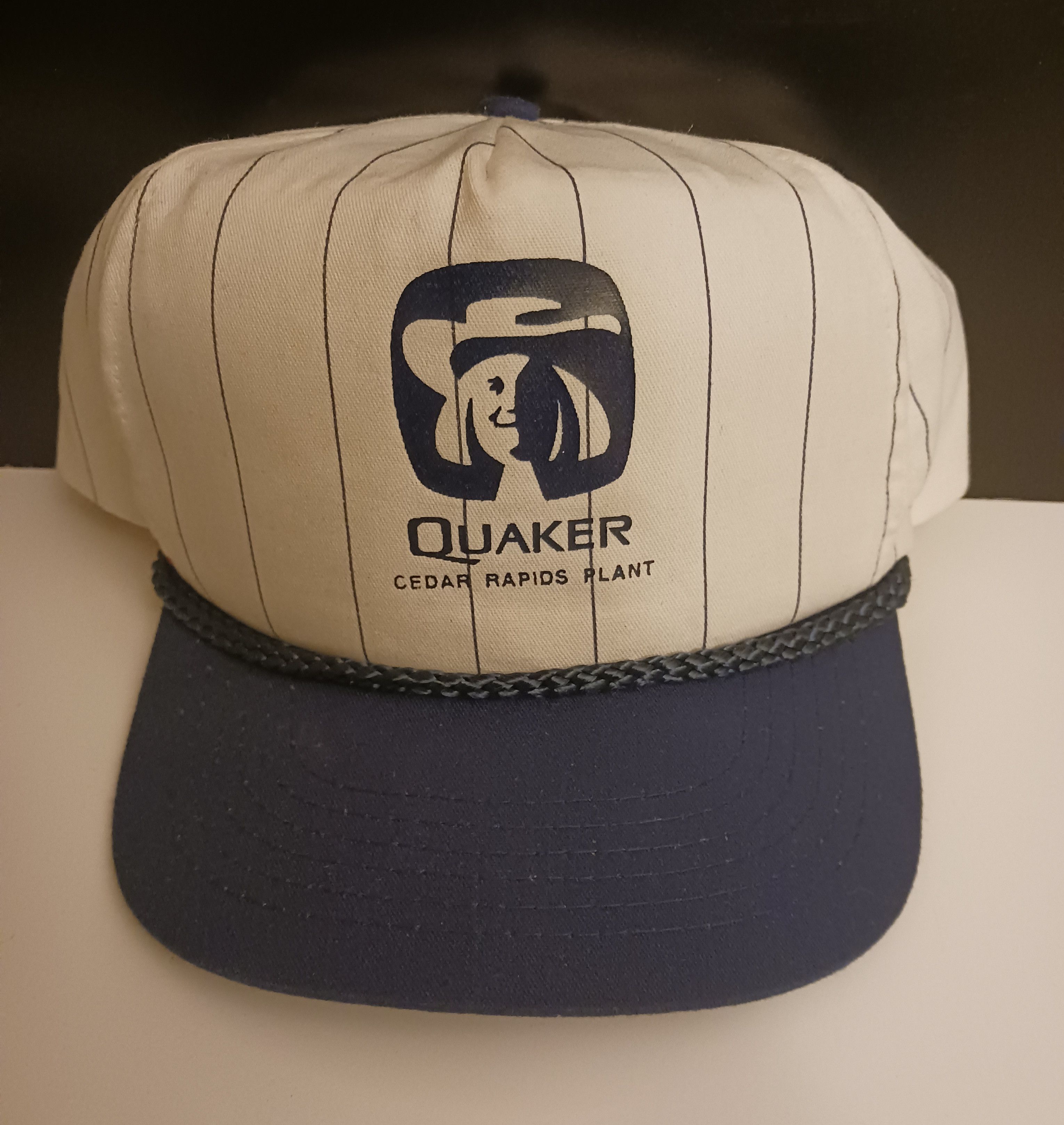 Hat × Snap Back × Vintage Vintage Quaker Oats Cedar Rapids Iowa Cereal ...