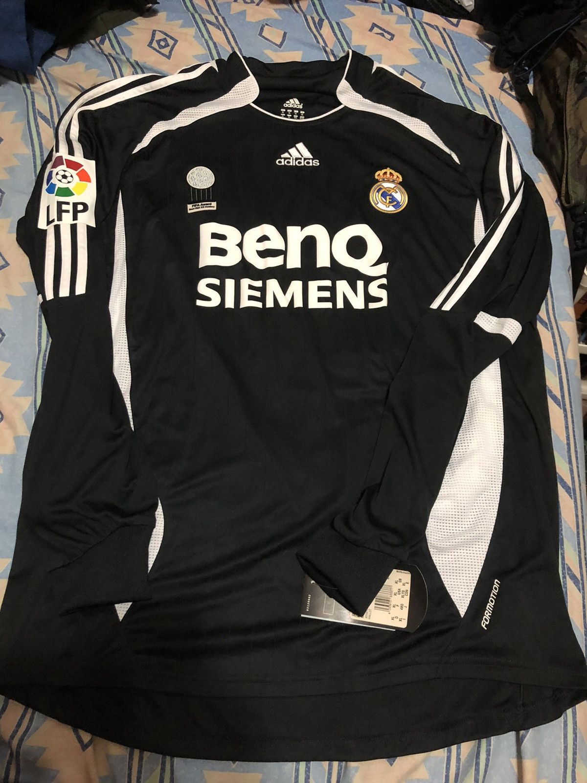 Adidas Real Madrid 06/07 player issue L/S away #23 Beckham (Bnwt) | Grailed