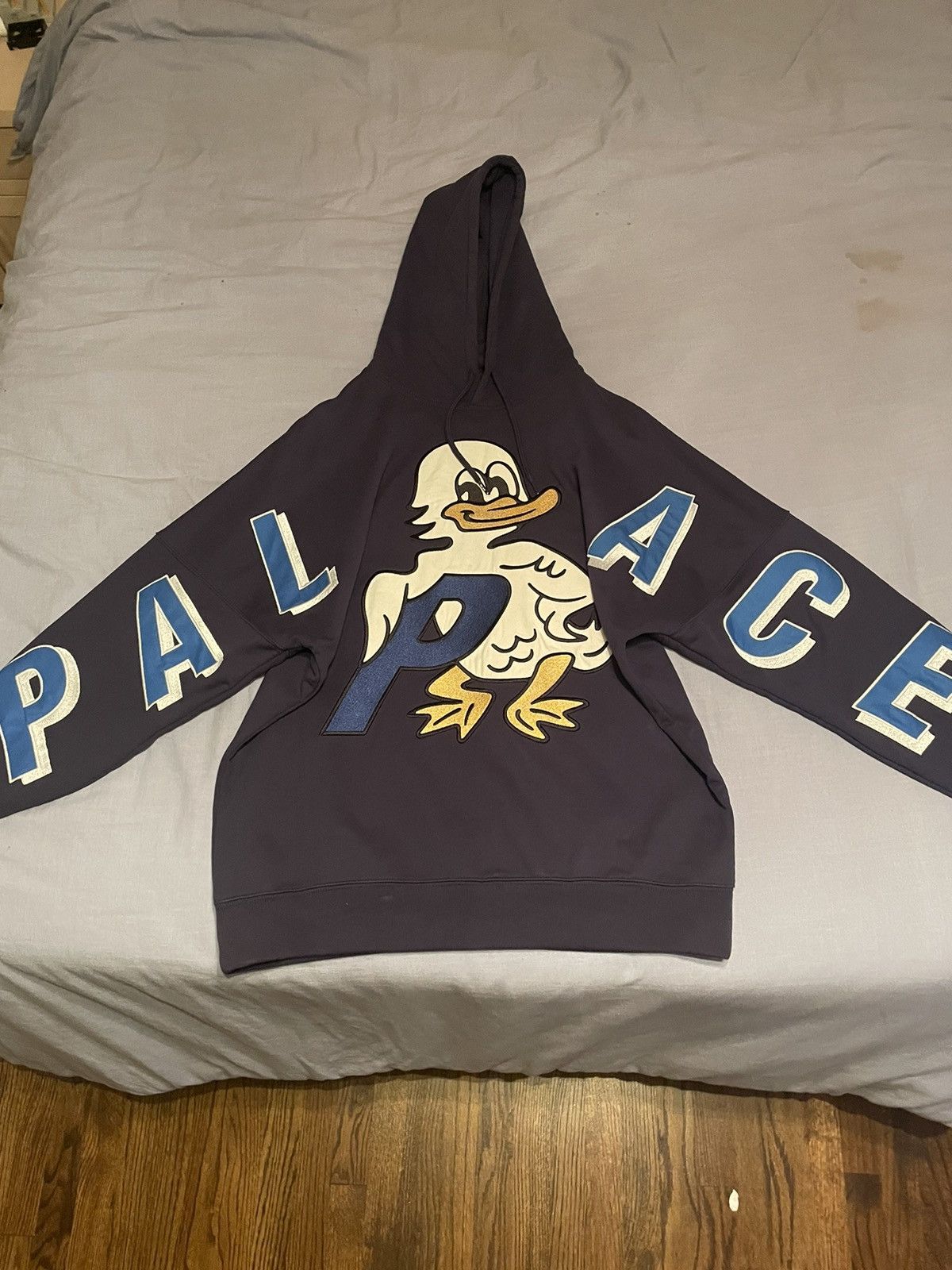 Palace PALACE Duck Out Hood | Grailed