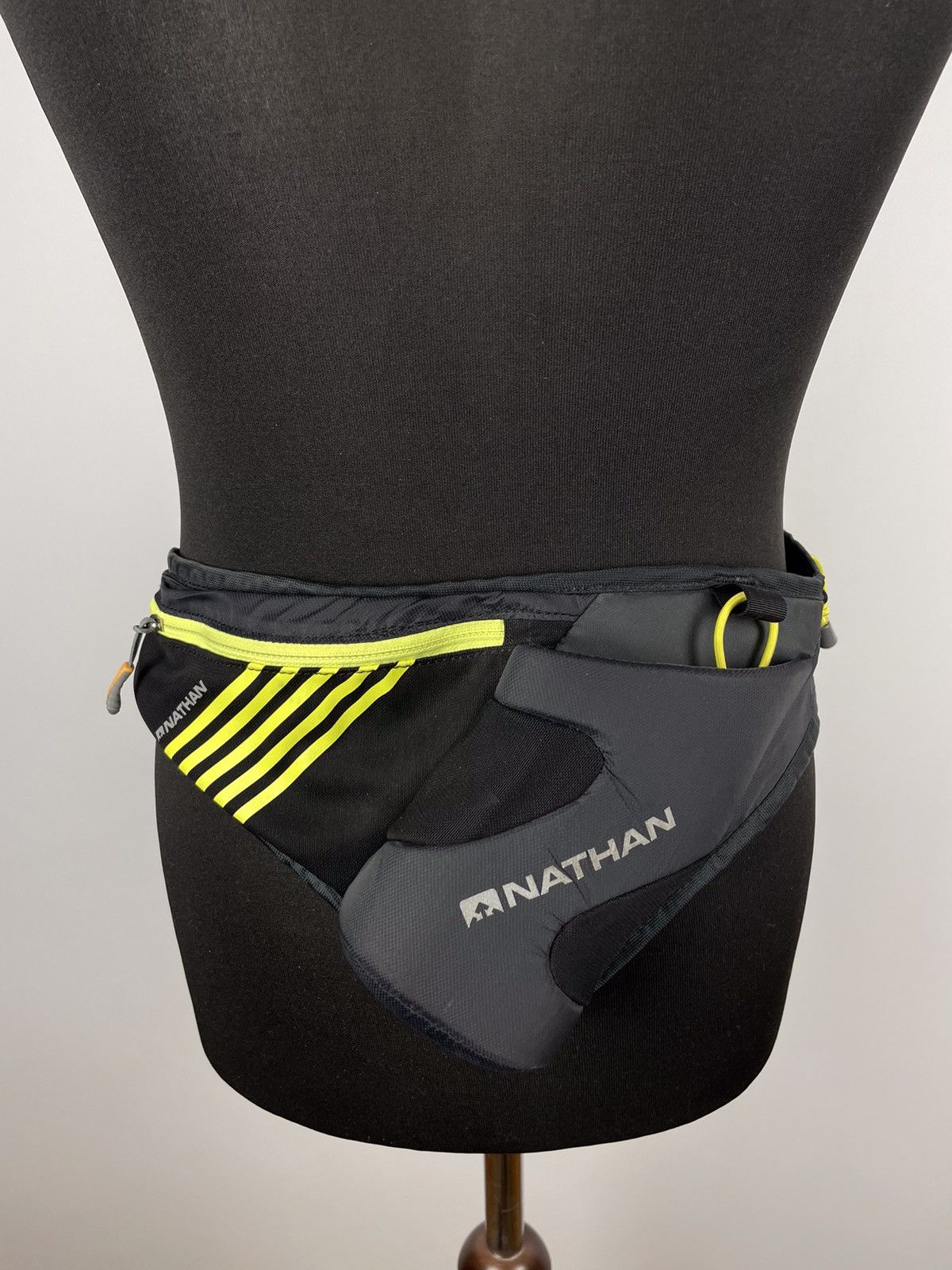 RUN DMC × Vintage Nathan Running Belt Water Bottle Waist Bag Yellow ...