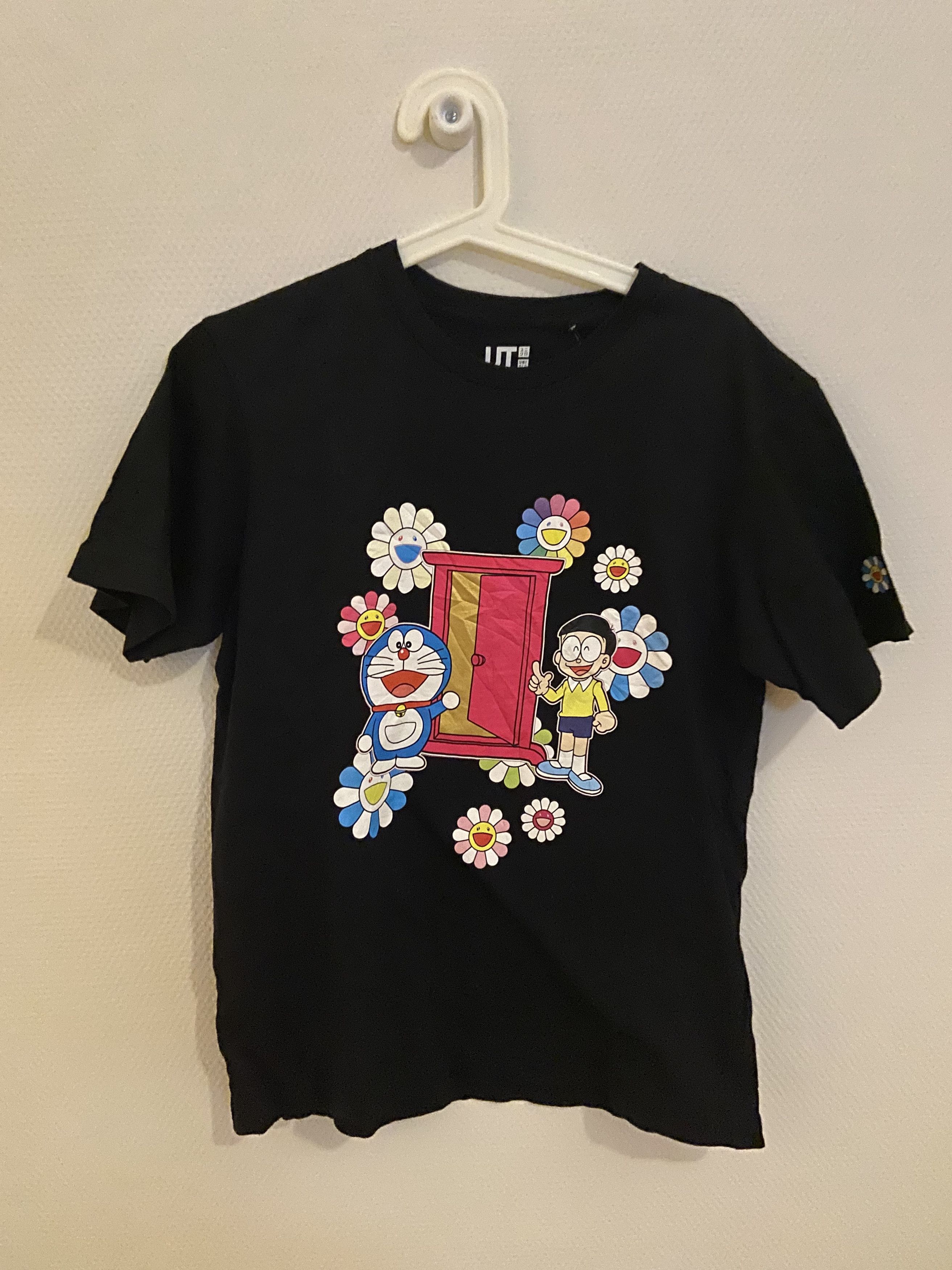 Takashi Murakami × Uniqlo Takashi Murakami x 'Doraemon' x Uniqlo UT ...