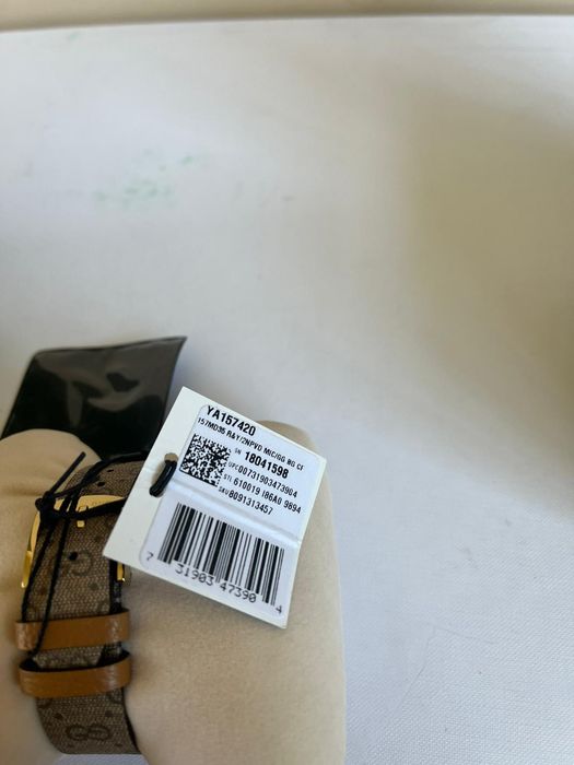 Gucci Mickey Mouse Watch in Gold | Grailed