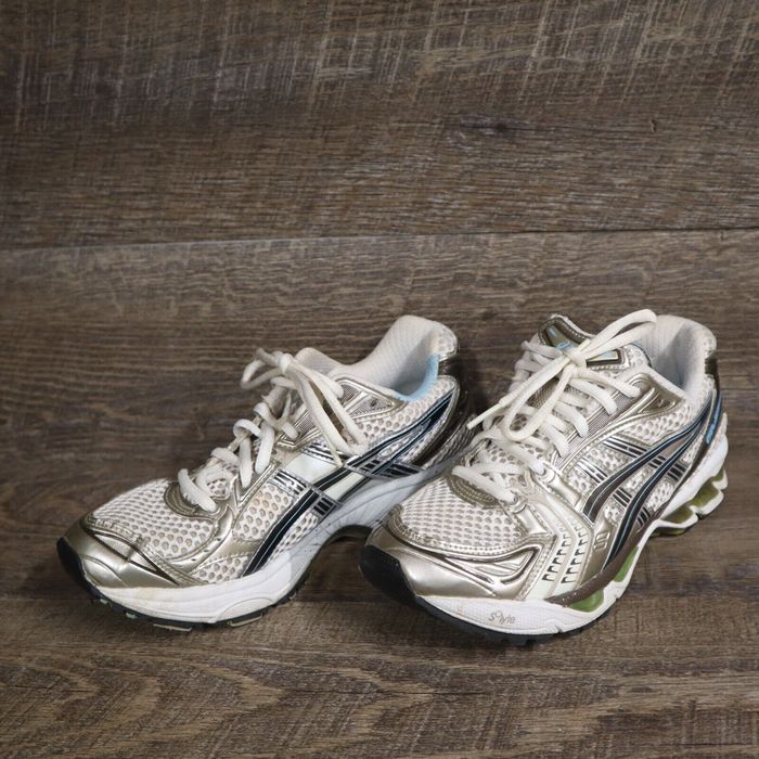 Vintage Avia Women's TN850 Gel Running Shoes Silver With Purple Trim ...