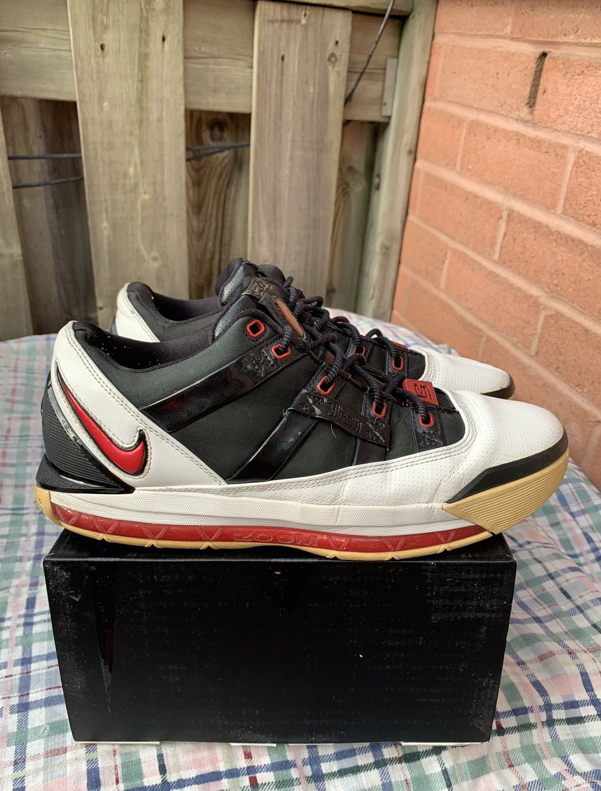 Nike Nike Zoom Lebron 3 Low Varsity Red 2006 | Grailed