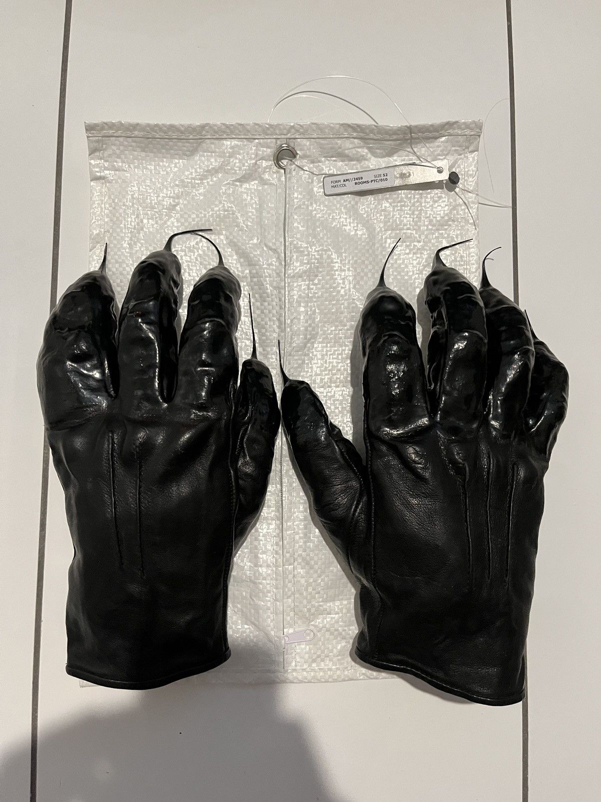 Carol Christian Poell Object Dyed Drip-Rubbered Leather Gloves | Grailed