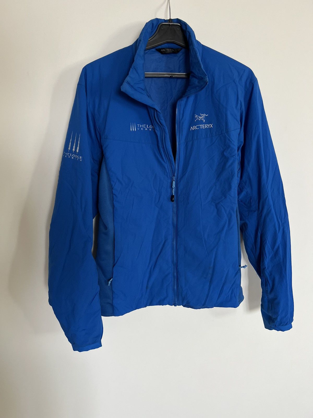 Arc'Teryx Arcteryx blue atom LT jacket | Grailed