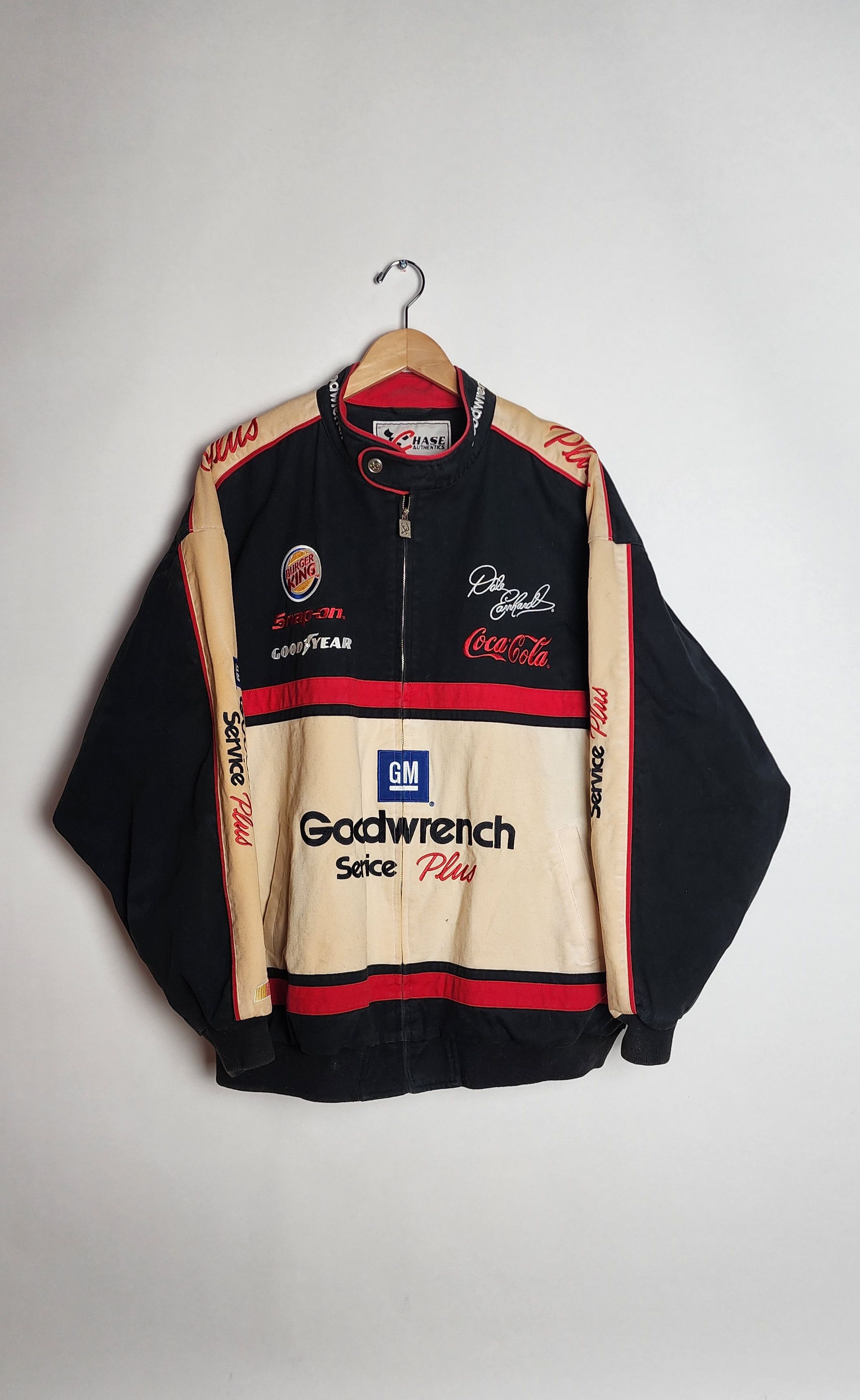 Chase Authentics × NASCAR Vintage Chase Authentics Dale Earnhardt ...