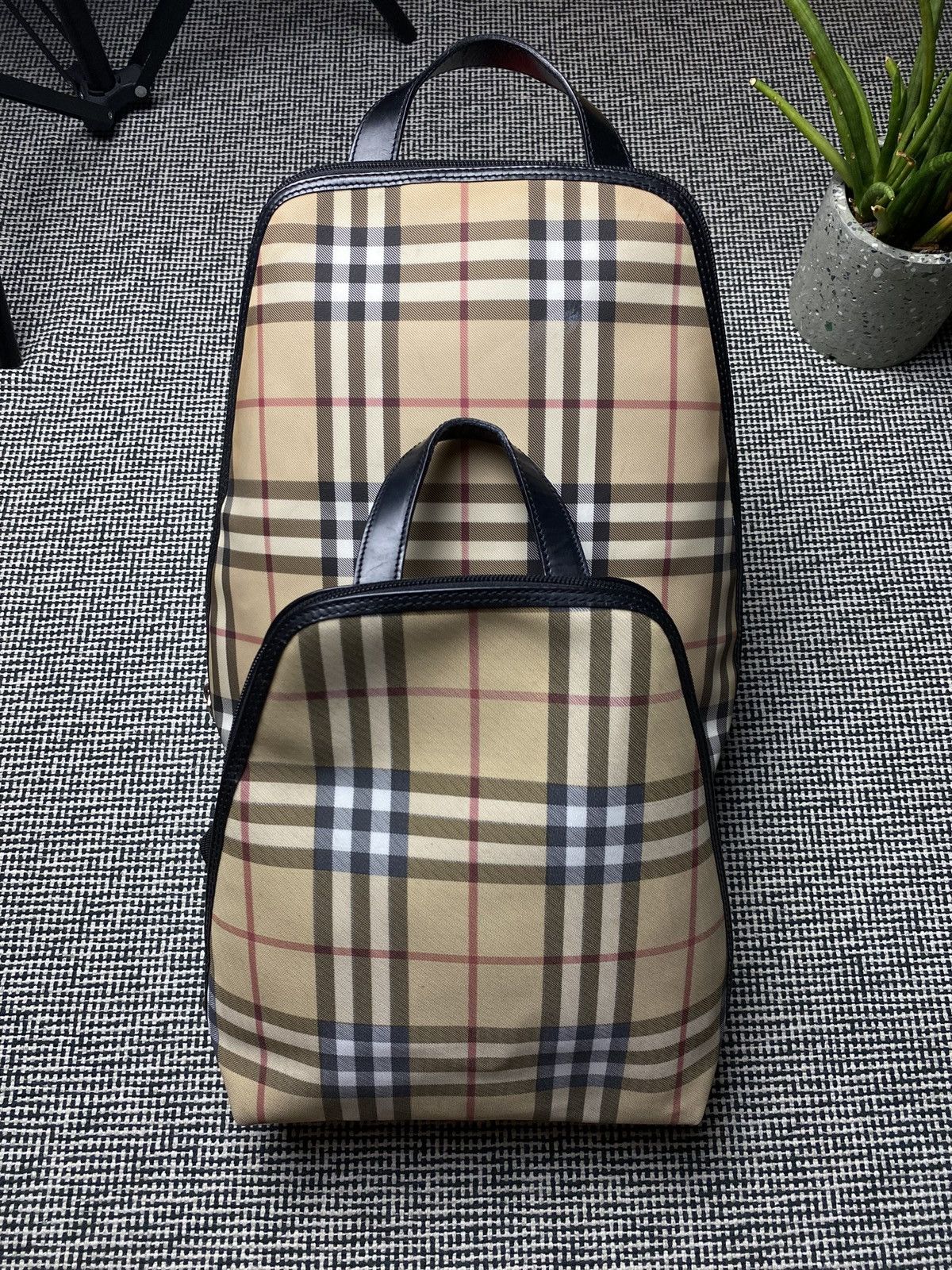 Burberry × Luxury × Vintage Burberry vintage rare 2 items backpack ...