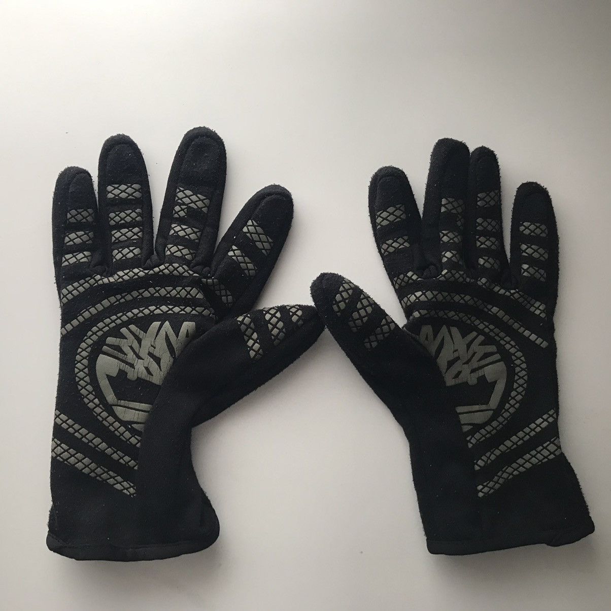 Timberland Black Timberland Tree Palm Logo Gloves | Grailed
