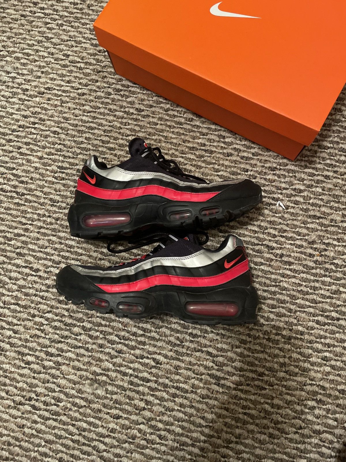 Nike Air Max 95 'University Red' | Grailed