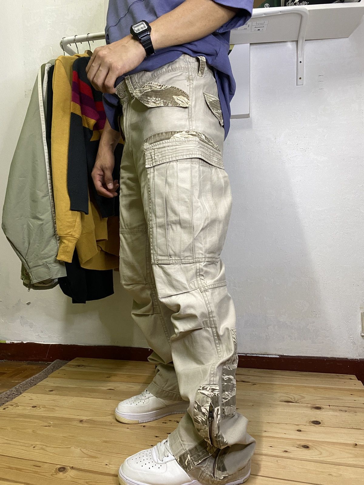 Vintage ⚡️RARE BRO ! Vintage tommy hilfiger patchwork BIG POCKET | Grailed