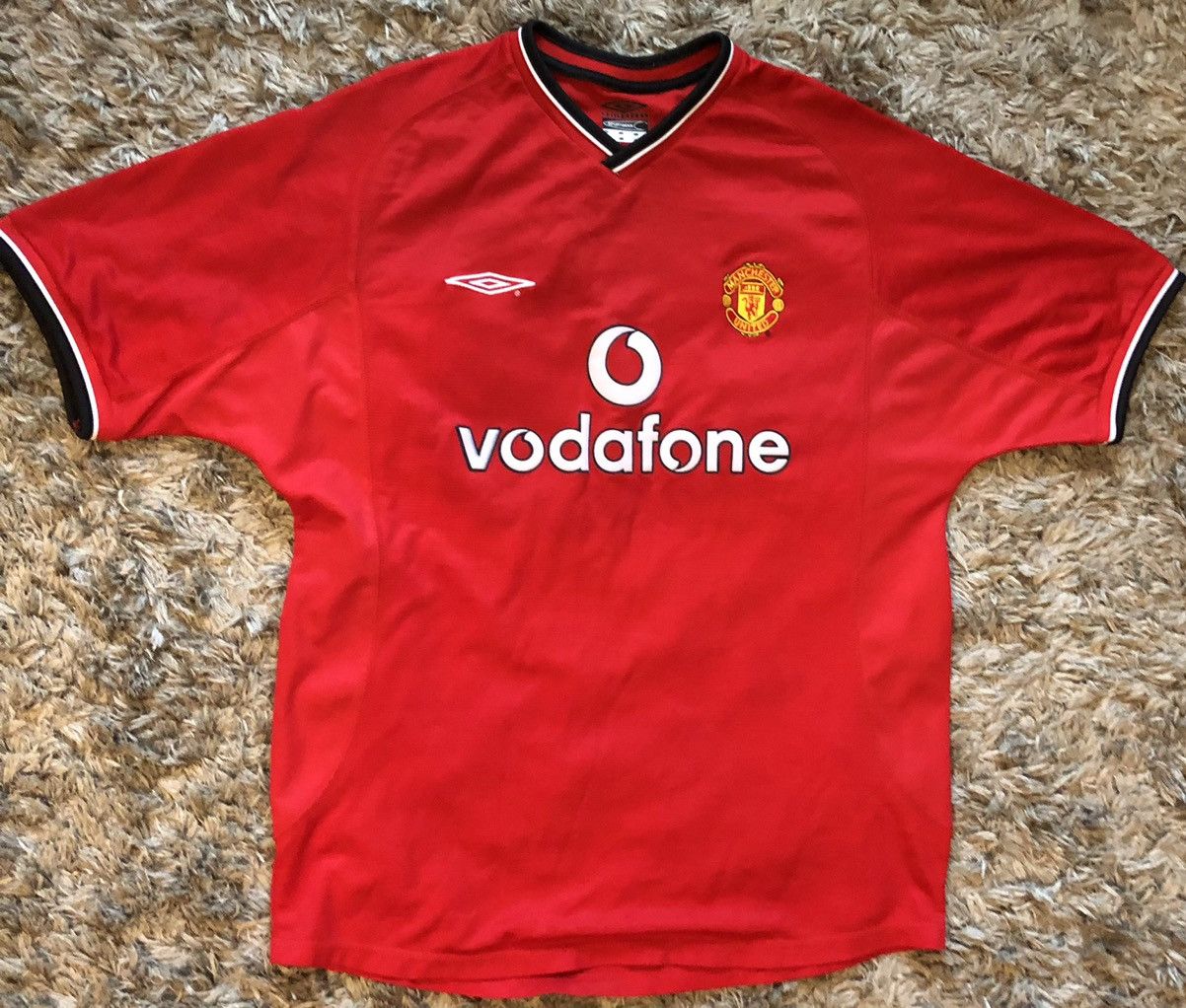 Umbro × Vintage Manchester United 2001-02 Home Kit | Grailed