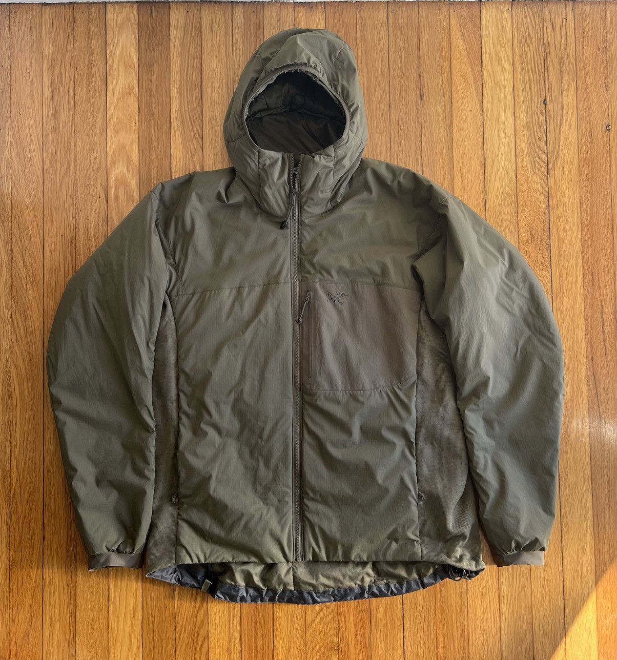 Arc'Teryx LEAF Atom LT Hoody Ranger Green | Grailed
